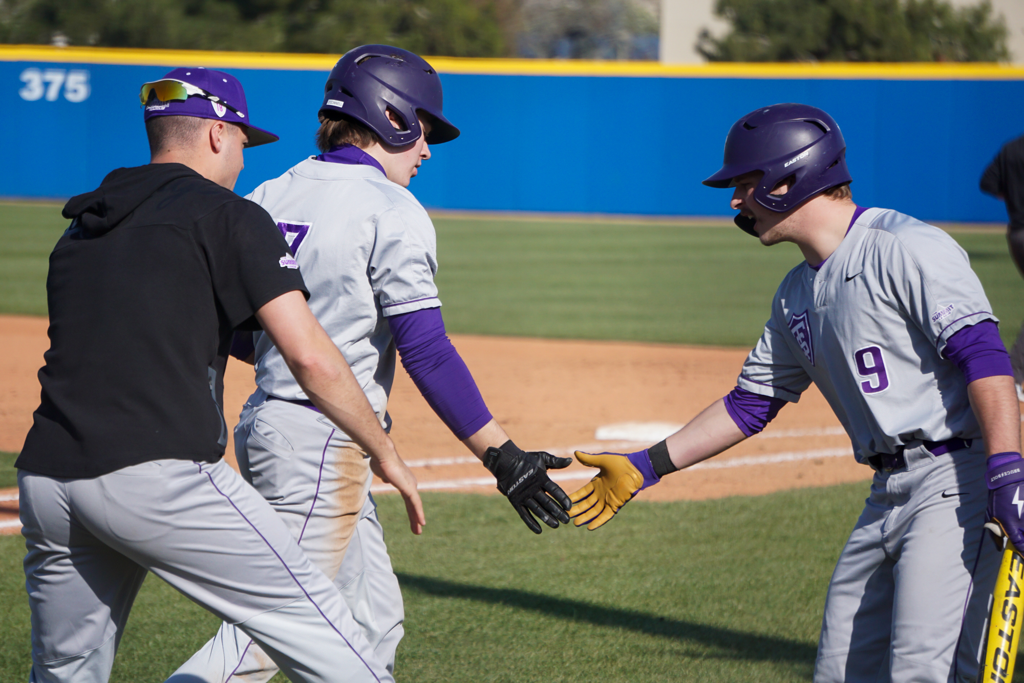 Tommies complete comeback for 7-5 win to seal series at Bears - The ...