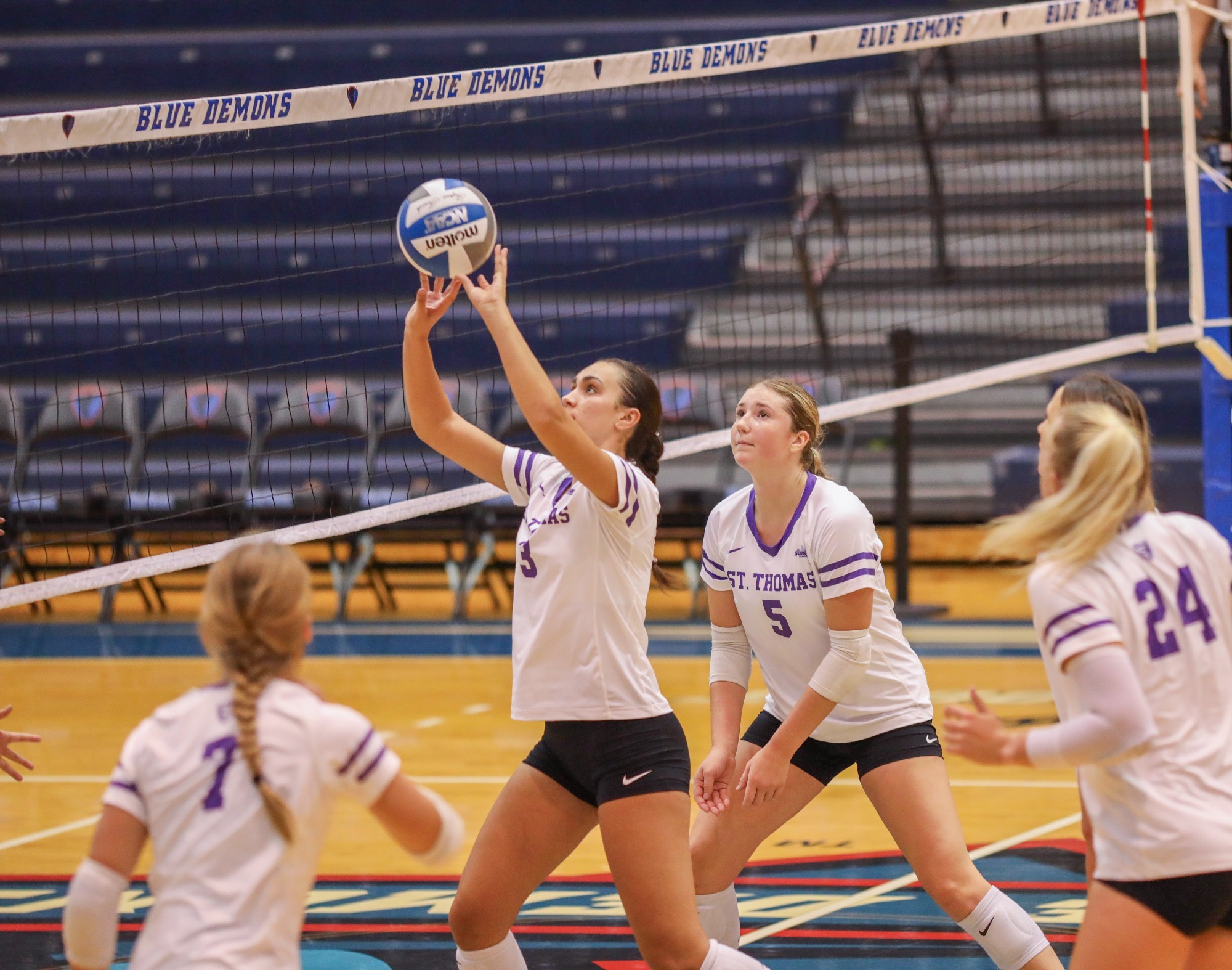 Emily Clausen - 2024 - Volleyball - The University of St. Thomas