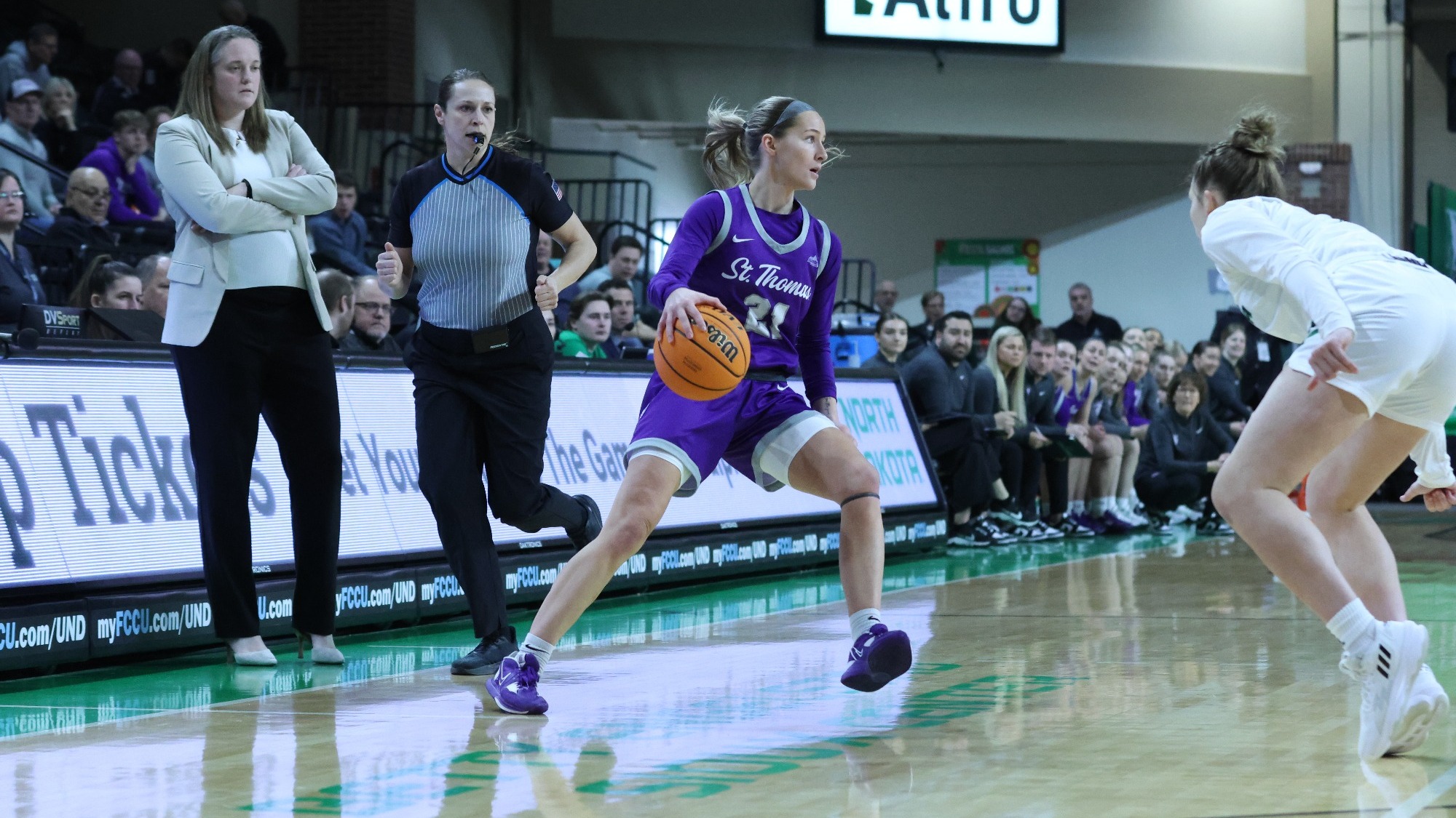 Scalia leads Tommies to 76-66 win over North Dakota - The University of ...