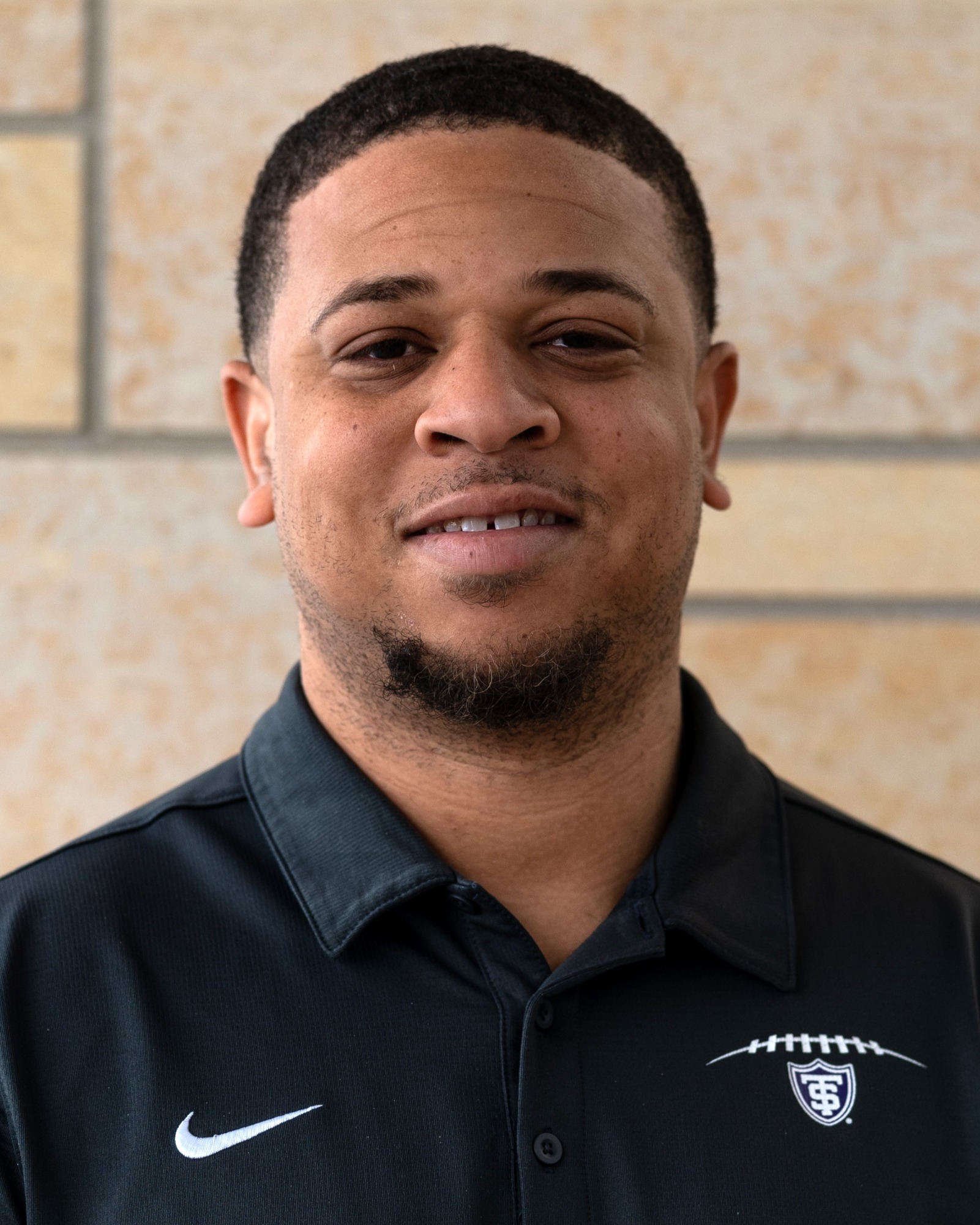 Jaren Nickleson - Running Backs - Football Coaches - The University of ...