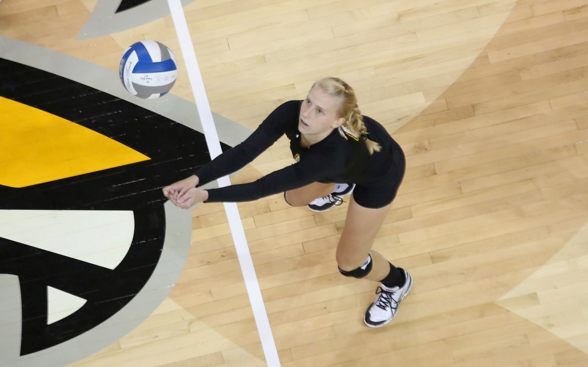 Paige Sekerak - Women's Volleyball - Towson University Athletics