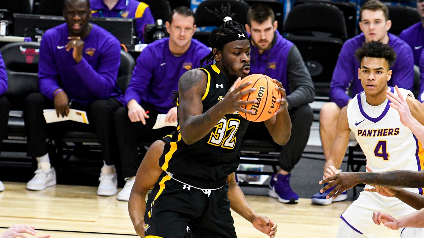 Charles Thompson - Men's Basketball - Towson University Athletics
