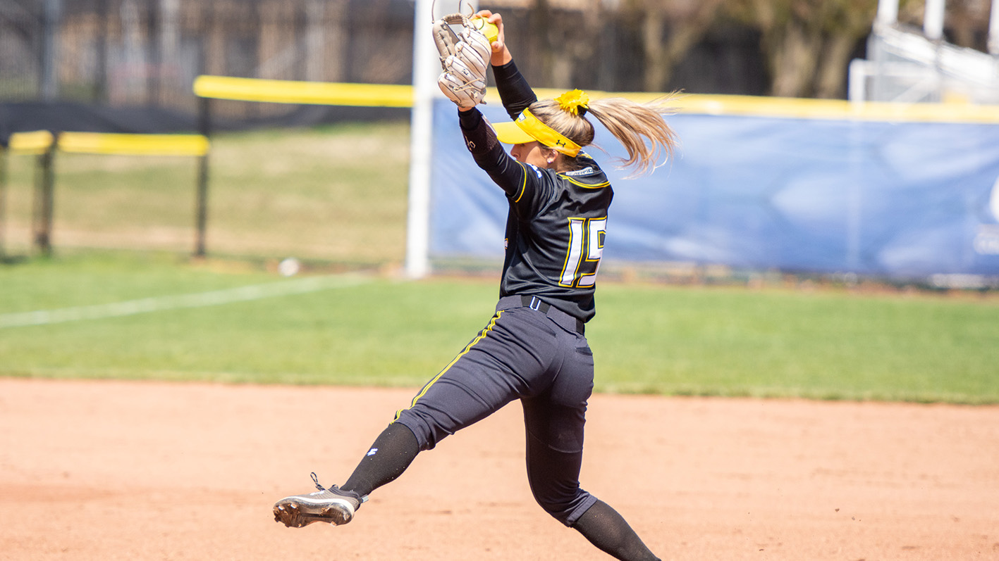 Julia Jackson - Softball - Towson University Athletics