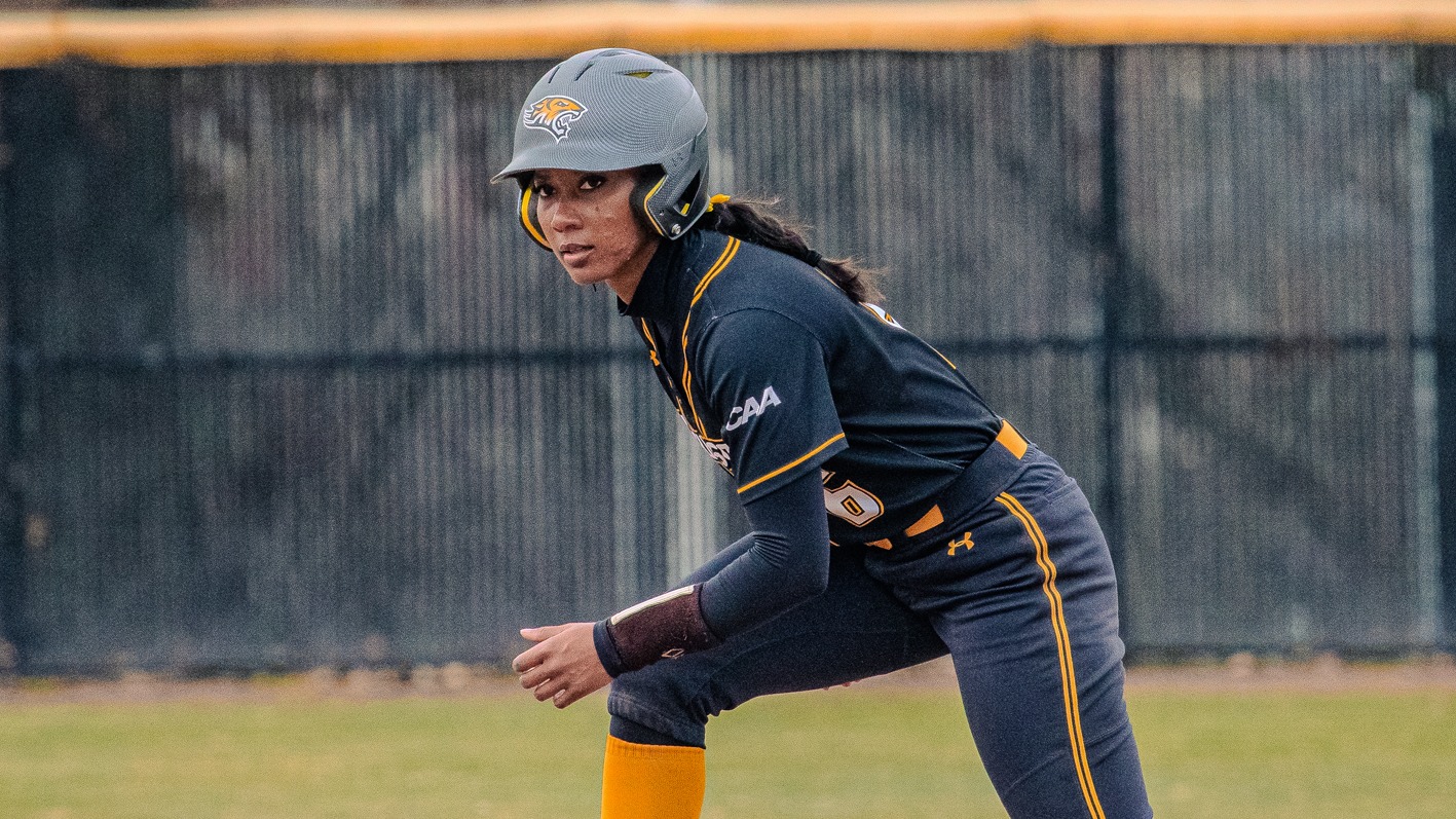 Jones, Gardner Lead Towson Softball Past UNCW, 2-1 on Sunday - Towson University Athletics