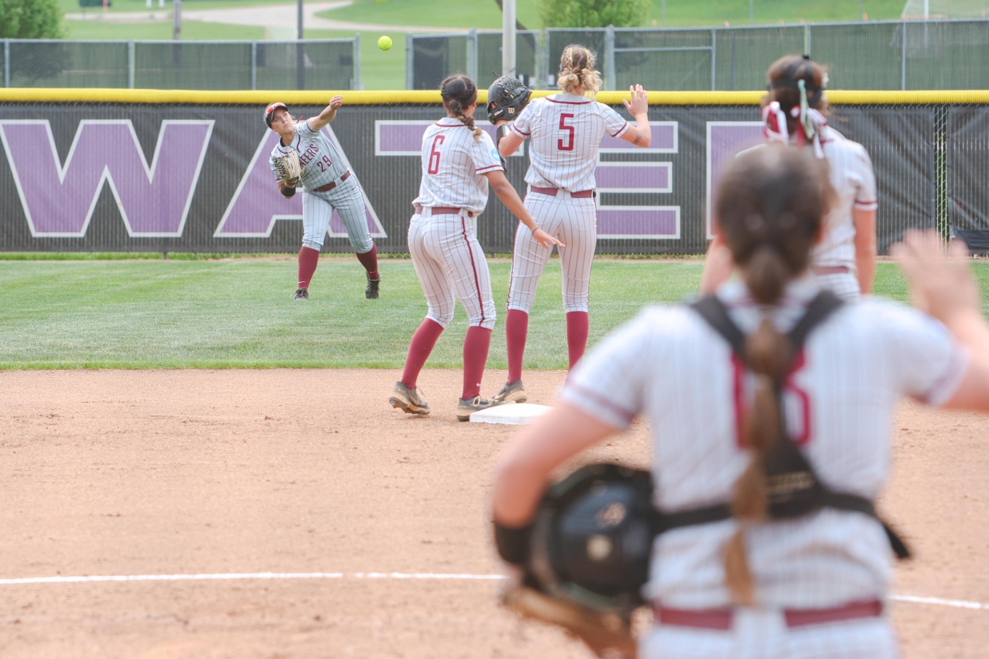 #20 Pioneers fall short in extra innings to open double-elimination ...