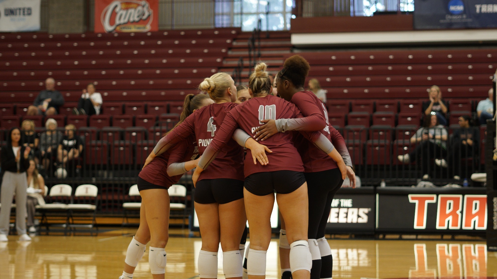 #15 Transy Volleyball sweeps Rose Hulman to begin HCAC play ...