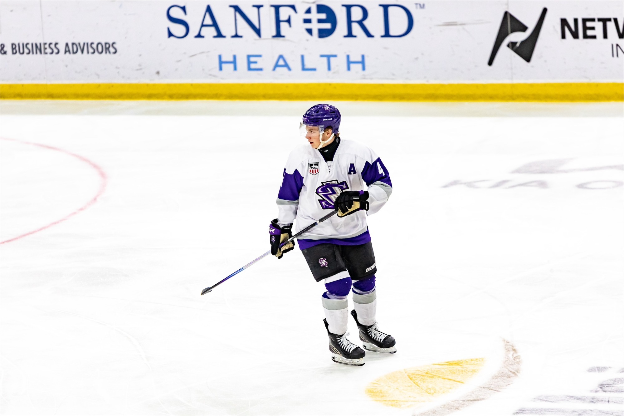 Musketeers roll to 5-1 win over Storm on New Year’s Eve in Sioux City ...