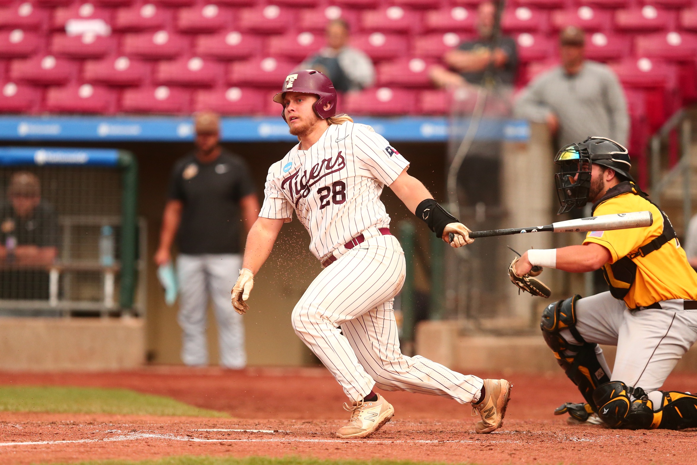 #15 Baseball Rallies to Defeat Baldwin Wallace in NCAA III World Series ...