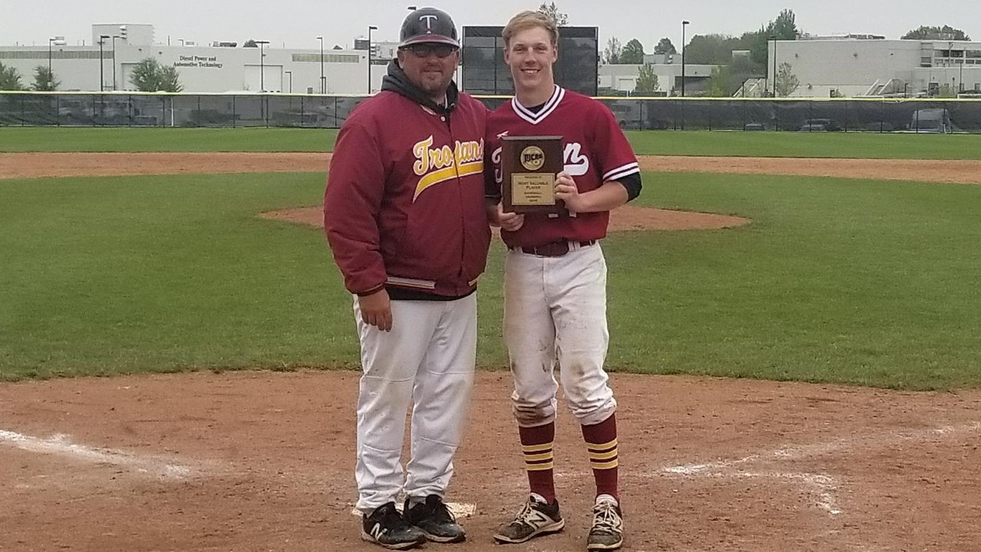 Three-Peat! Trojans Outlast South Suburban to Take Region IV ...