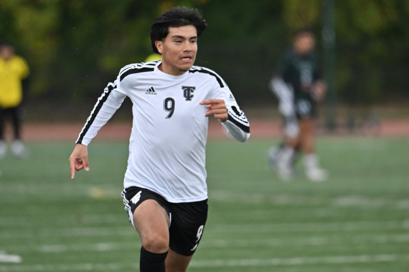 Men's Soccer making late season surge - Triton College Athletics