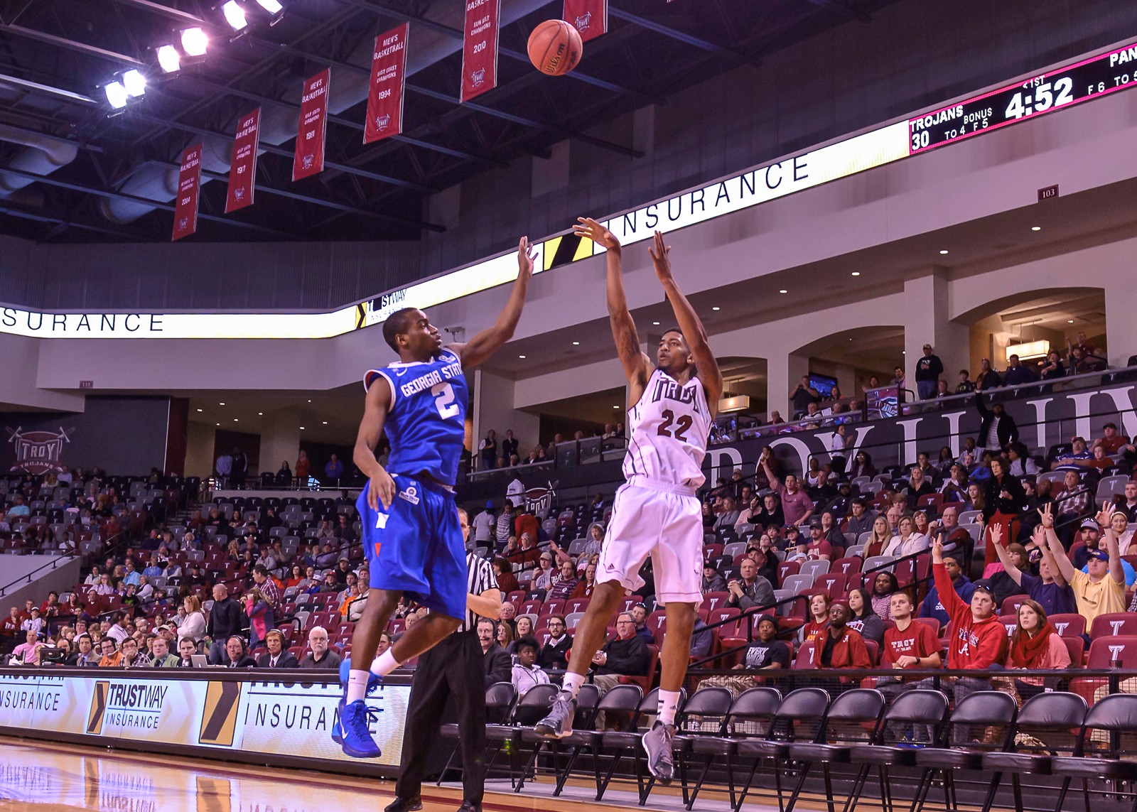 Tevin Calhoun - Basketball (M) - Troy University Athletics