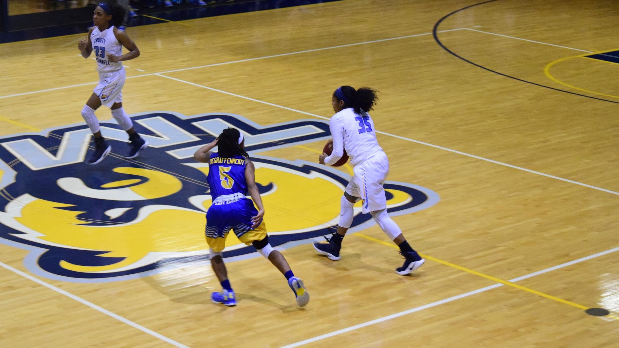 Ariana Sanders - Women's Basketball - Truett McConnell University Athletics