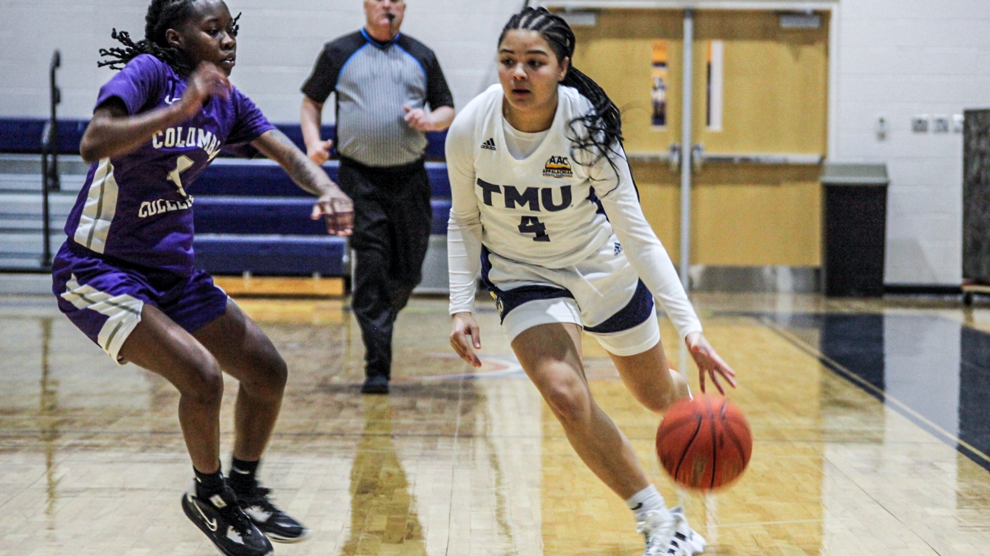 Women’s basketball steals game from Koalas - Truett McConnell ...