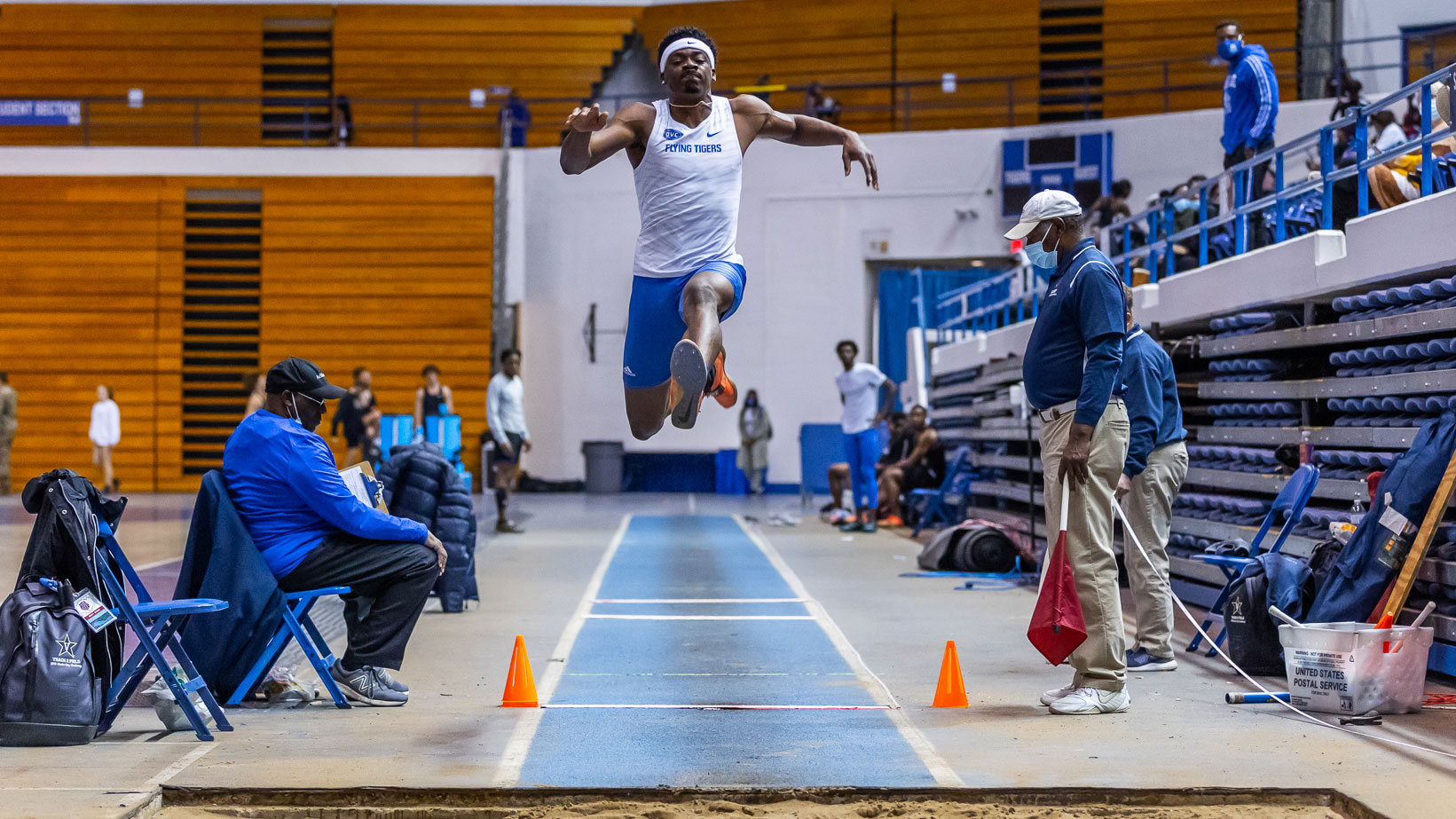 R'Lazon Brumfield - 2021-22 - Men's Track and Field - Tennessee State ...