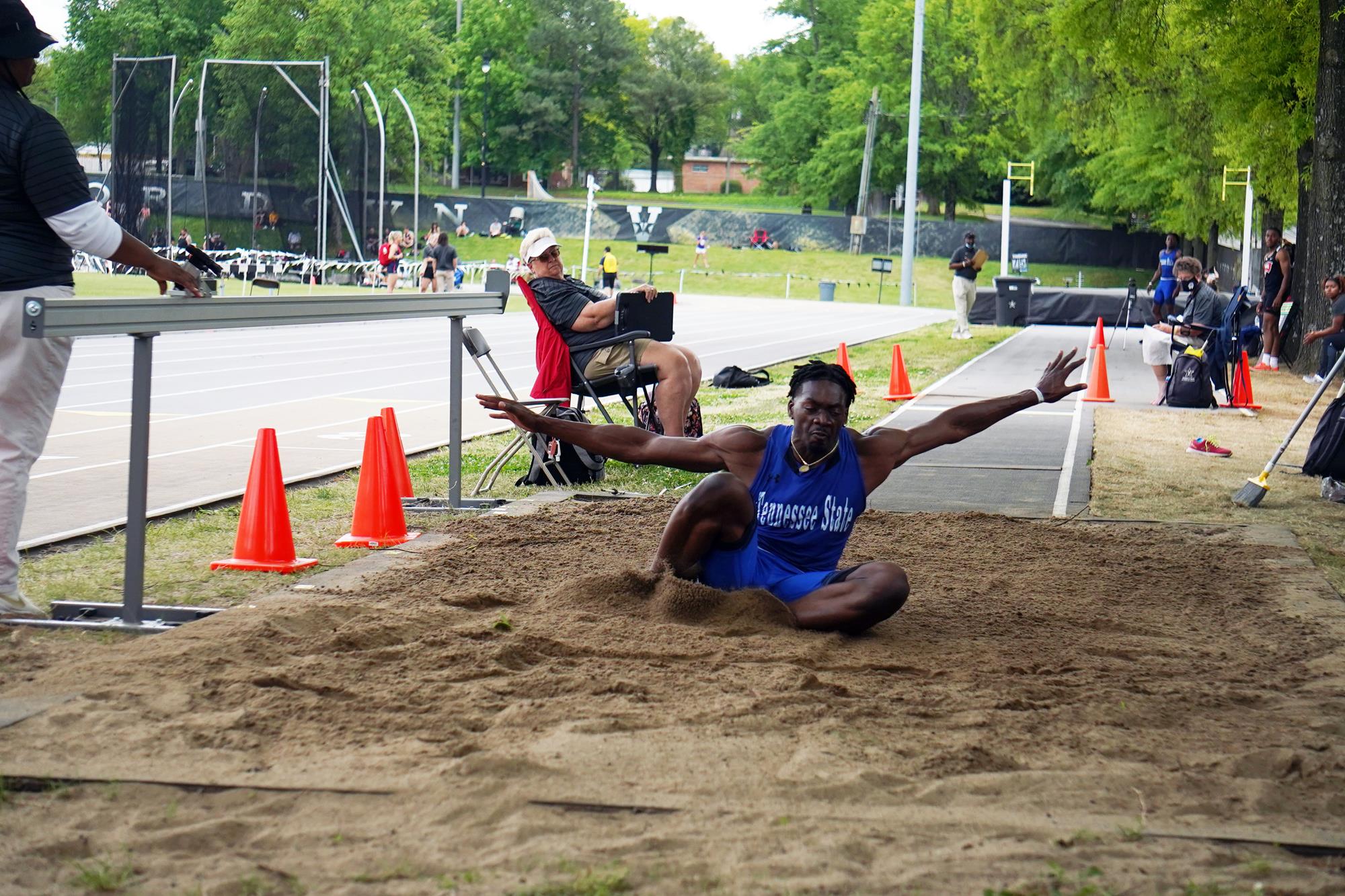 R'Lazon Brumfield - 2021-22 - Men's Track and Field - Tennessee State ...