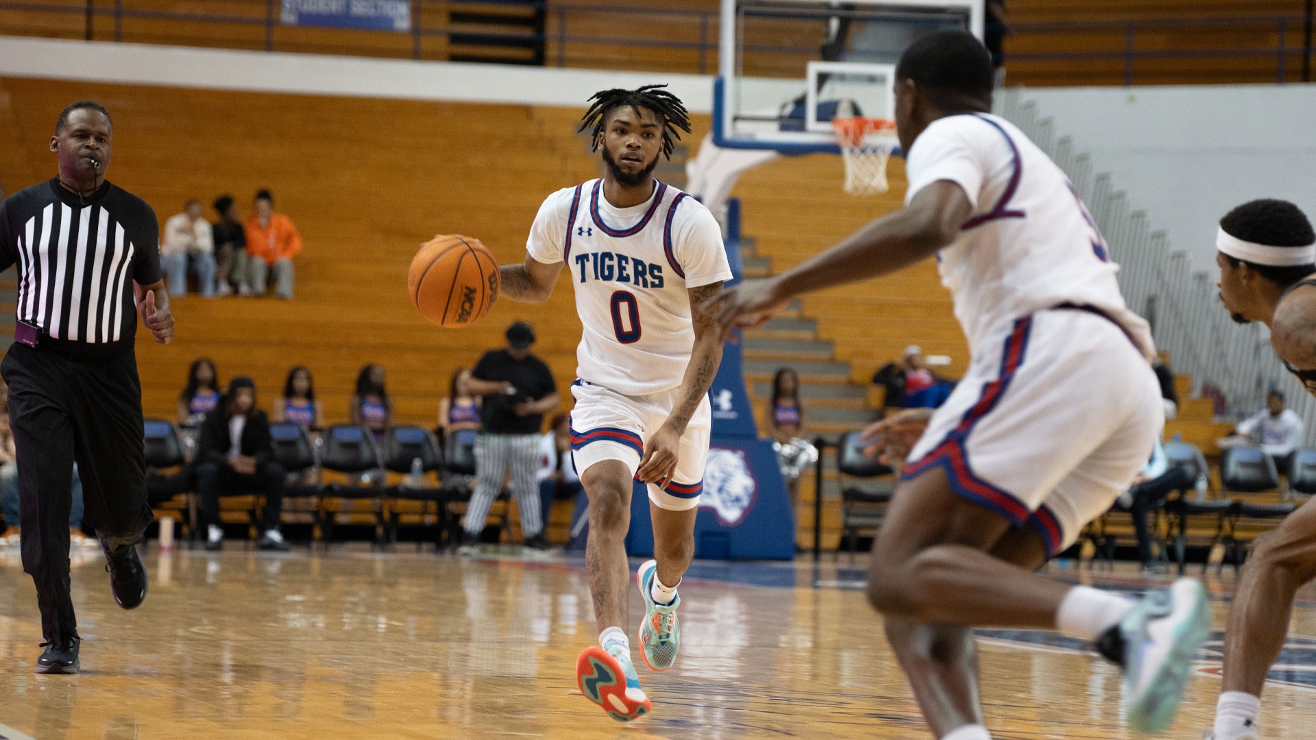 Jaylen Jones - 2023-24 - Men's Basketball - Tennessee State University