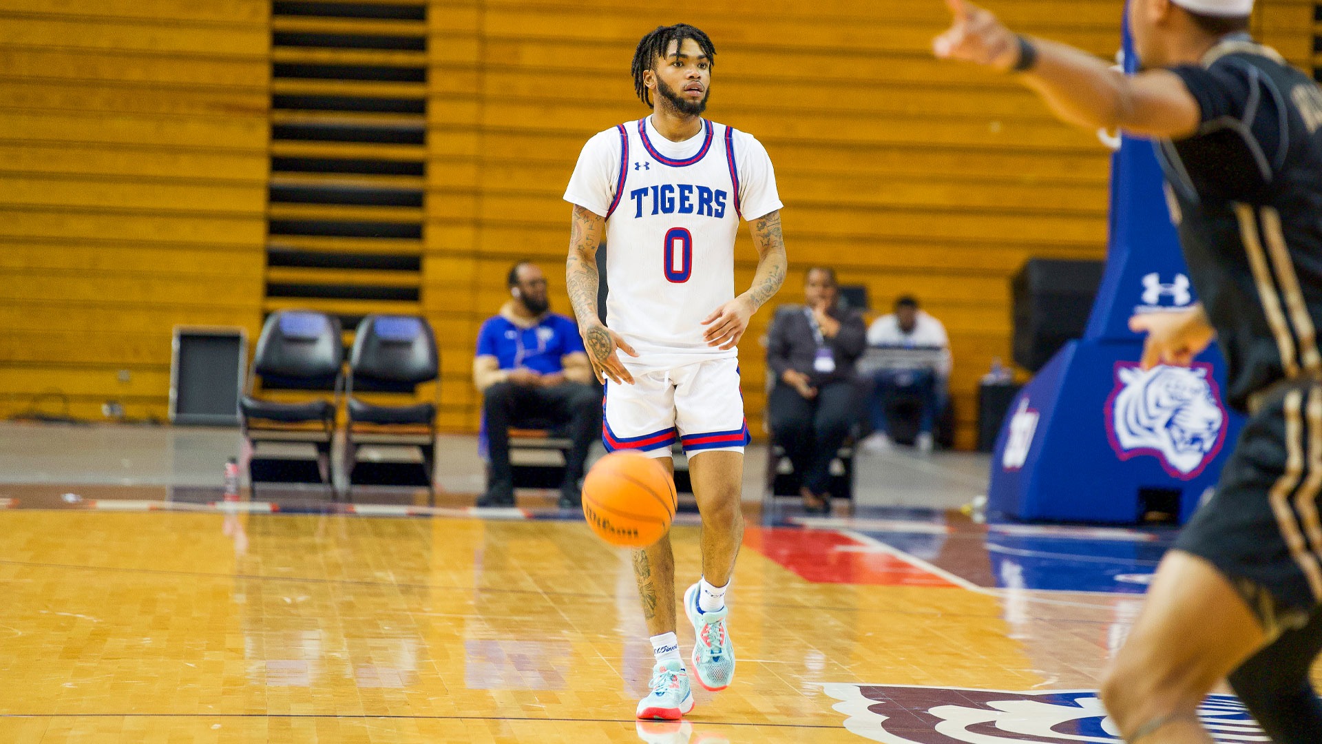 Jaylen Jones - 2023-24 - Men's Basketball - Tennessee State University