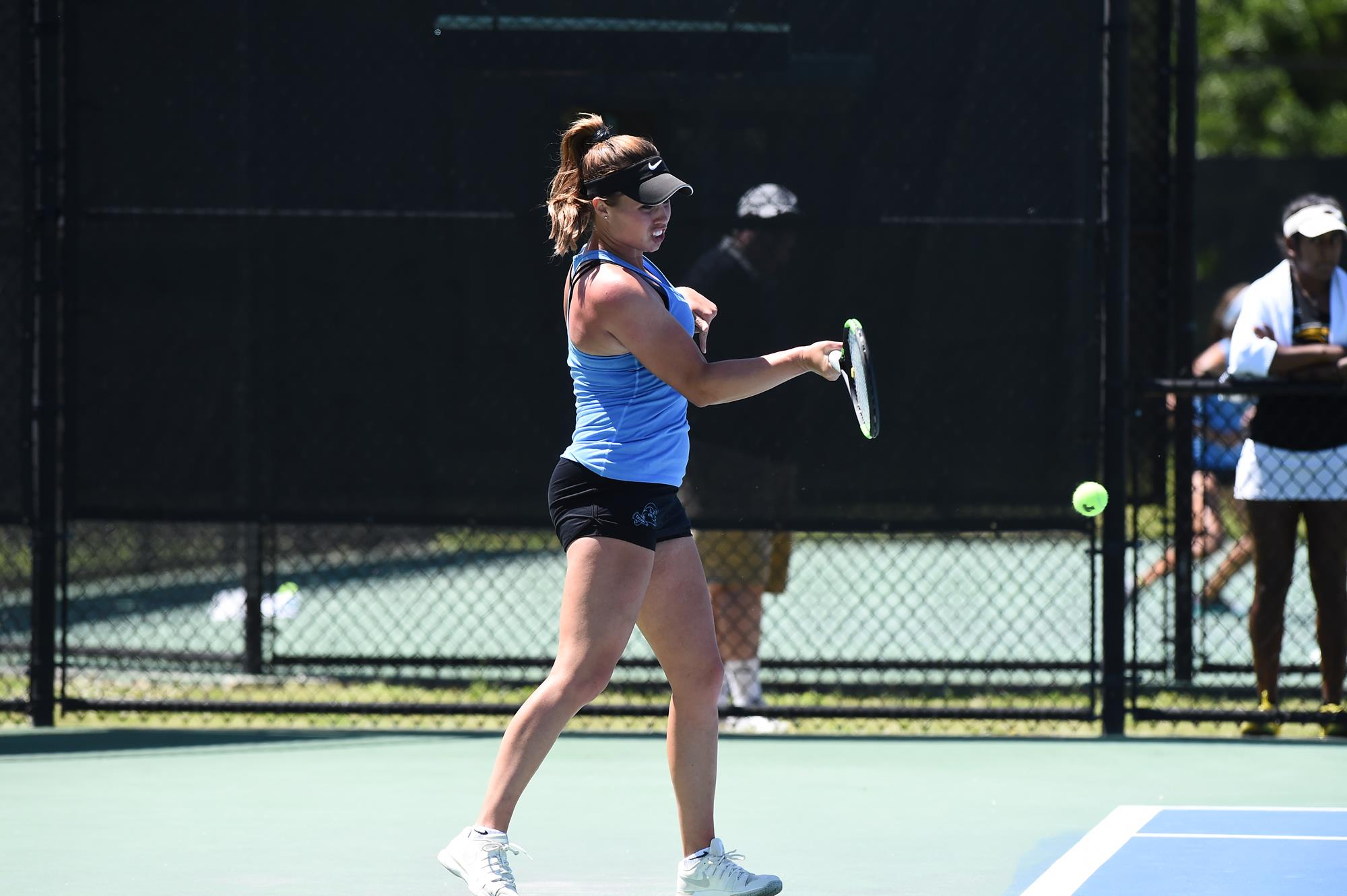 Elena Muller - Women's Tennis - Tulane University Athletics