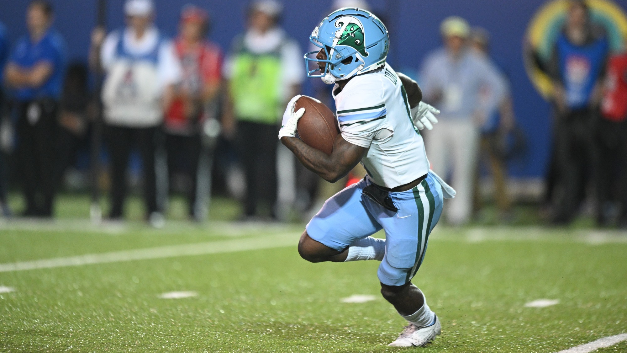 Shedro Louis - Football - Tulane University Athletics