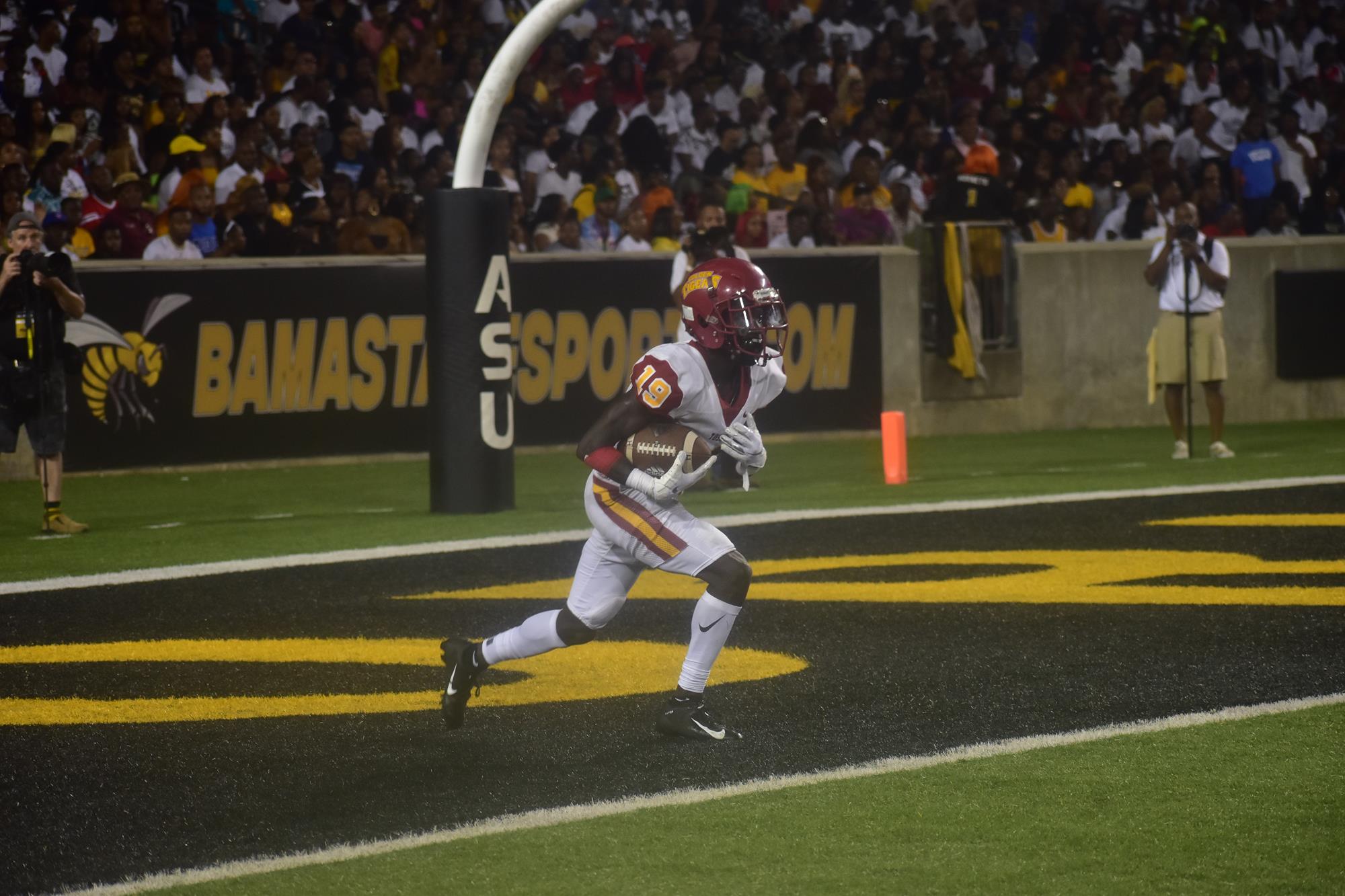 Devarens Valcin - Football - Tuskegee University Athletics