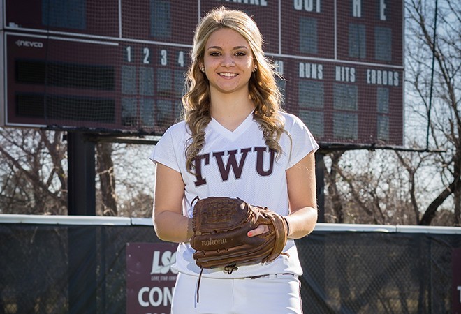 Sydney Hester - Softball - Texas Woman's University Athletics