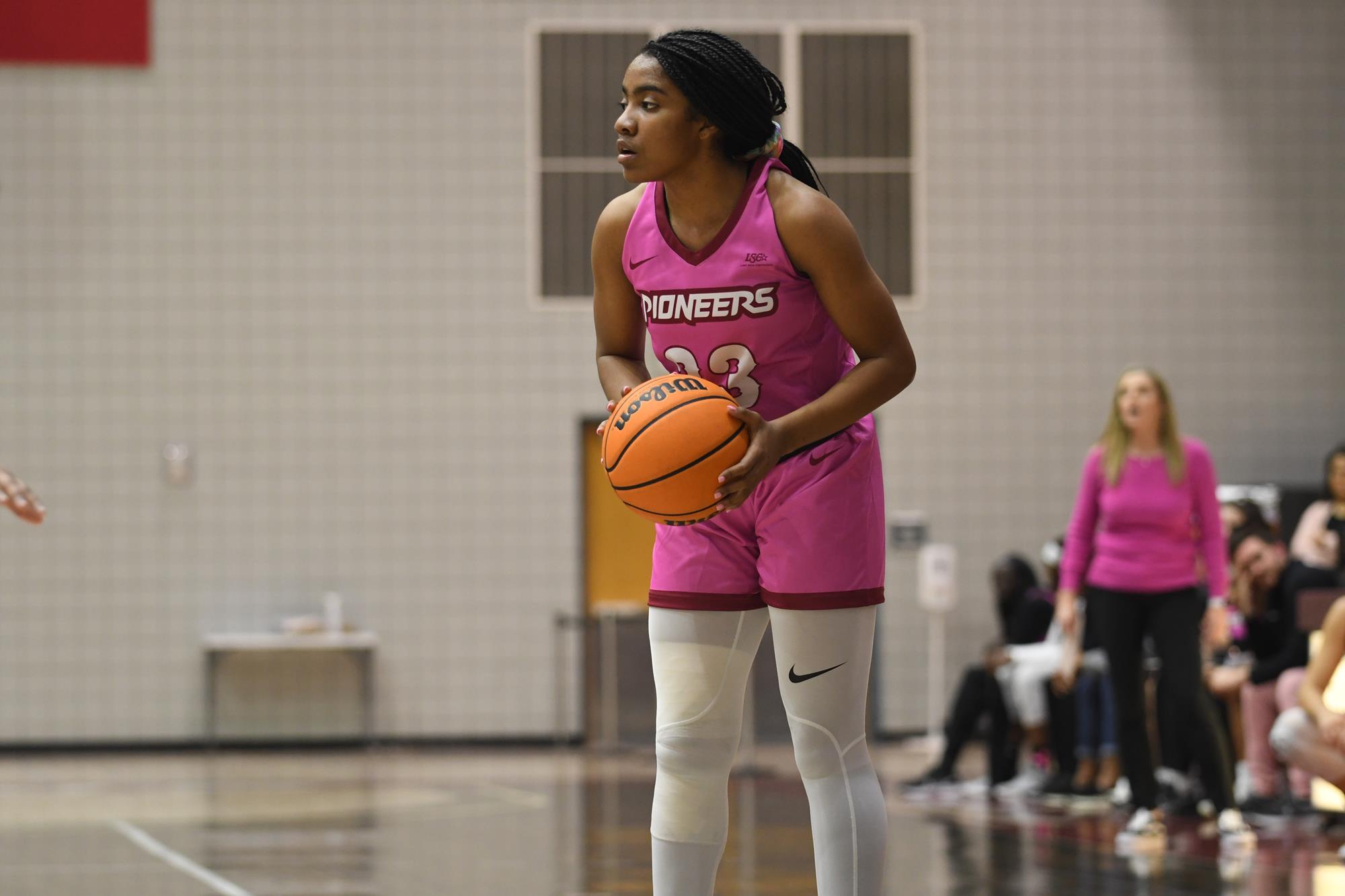 IN PLAY4KAY GAME, GLOVER SCORES CAREER HIGH IN PIONEERS WIN OVER ...