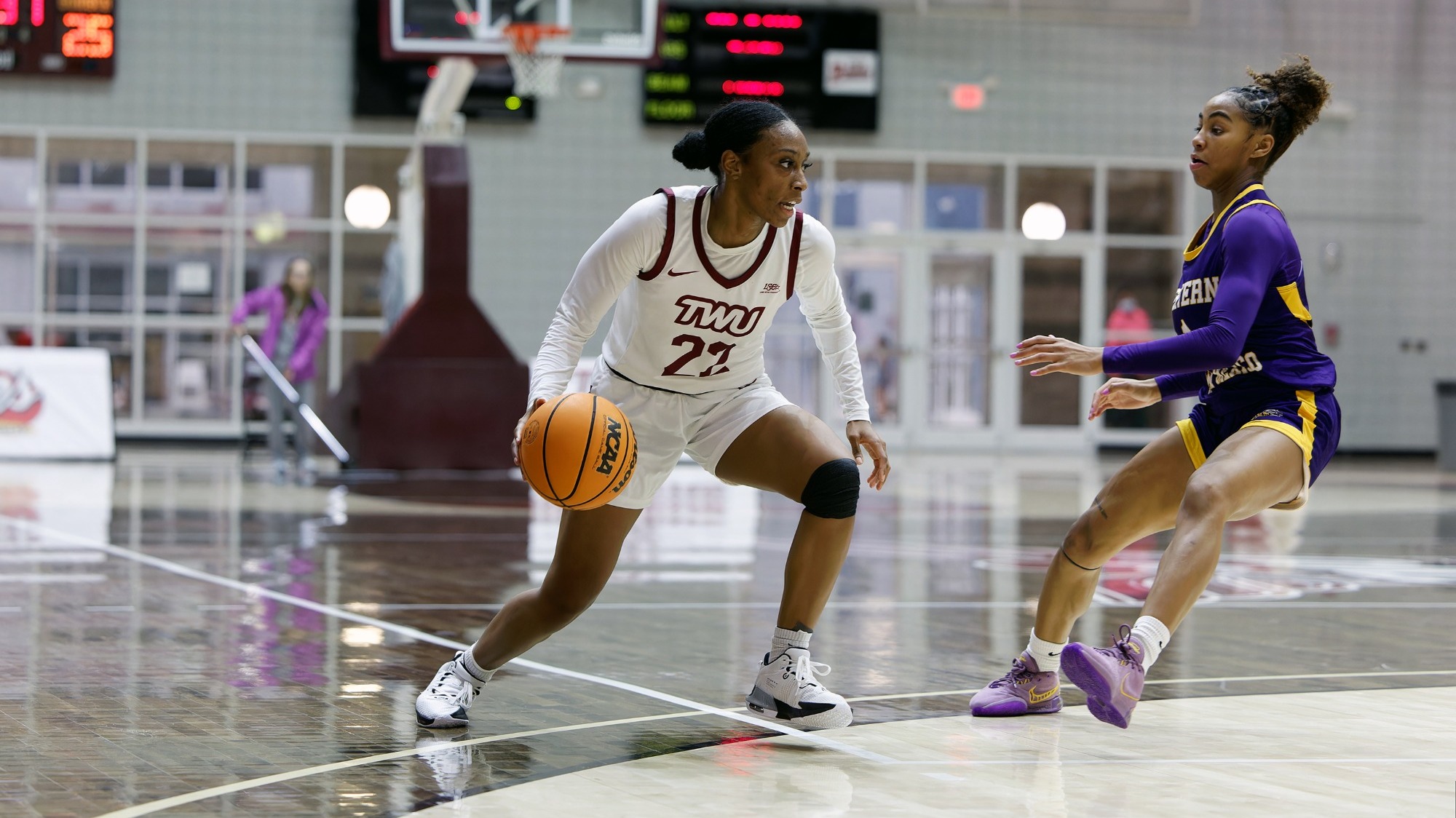 PIONEERS MOVE UP ON BOTH NATIONAL POLLS - Texas Woman's University ...