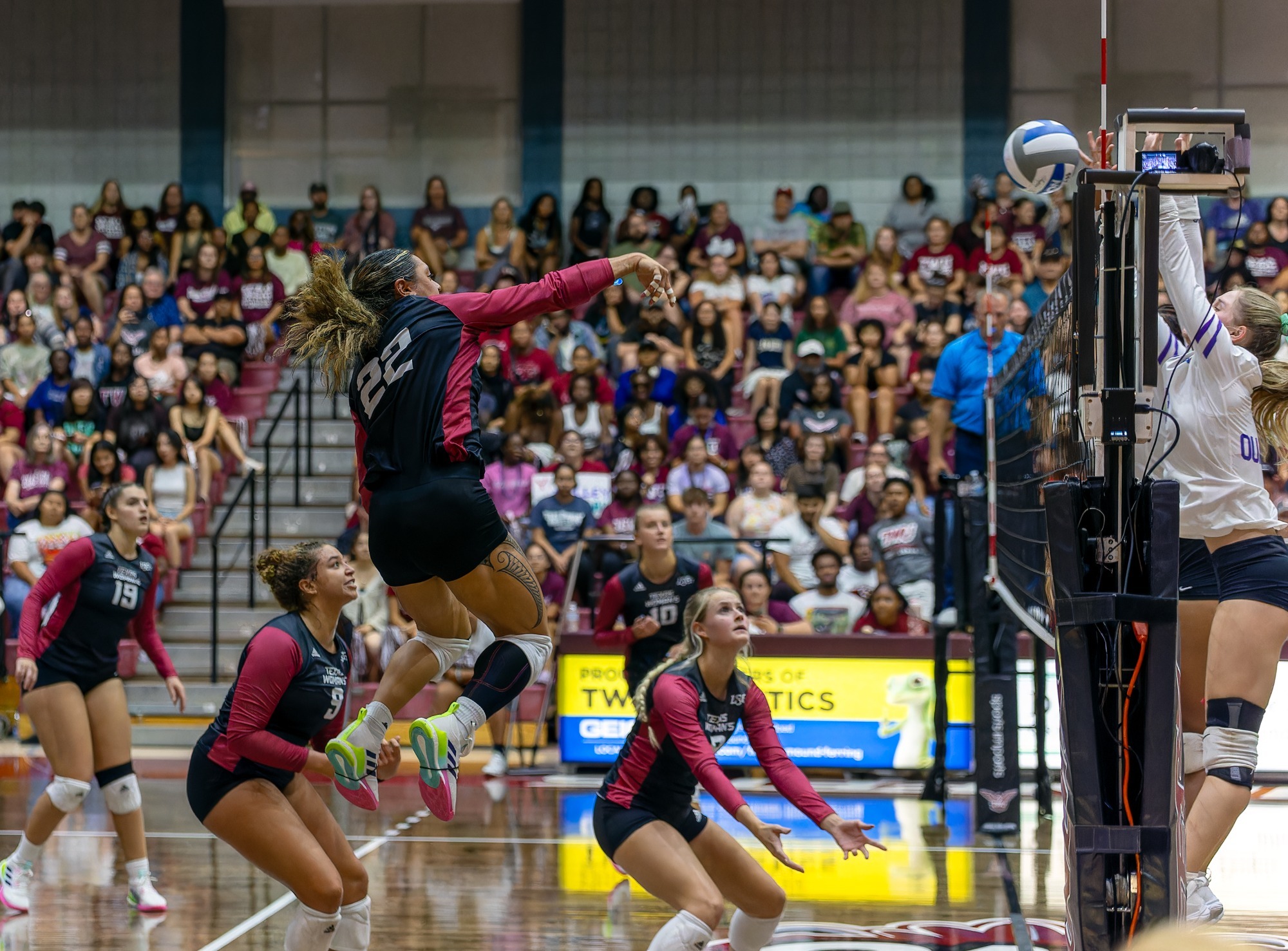PIONEERS MEET UCO ON DAY TWO OF DENTON VOLLEYFEST - Texas Woman's ...