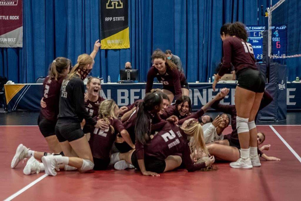 Tessa Marshall - Volleyball - Texas State Athletics