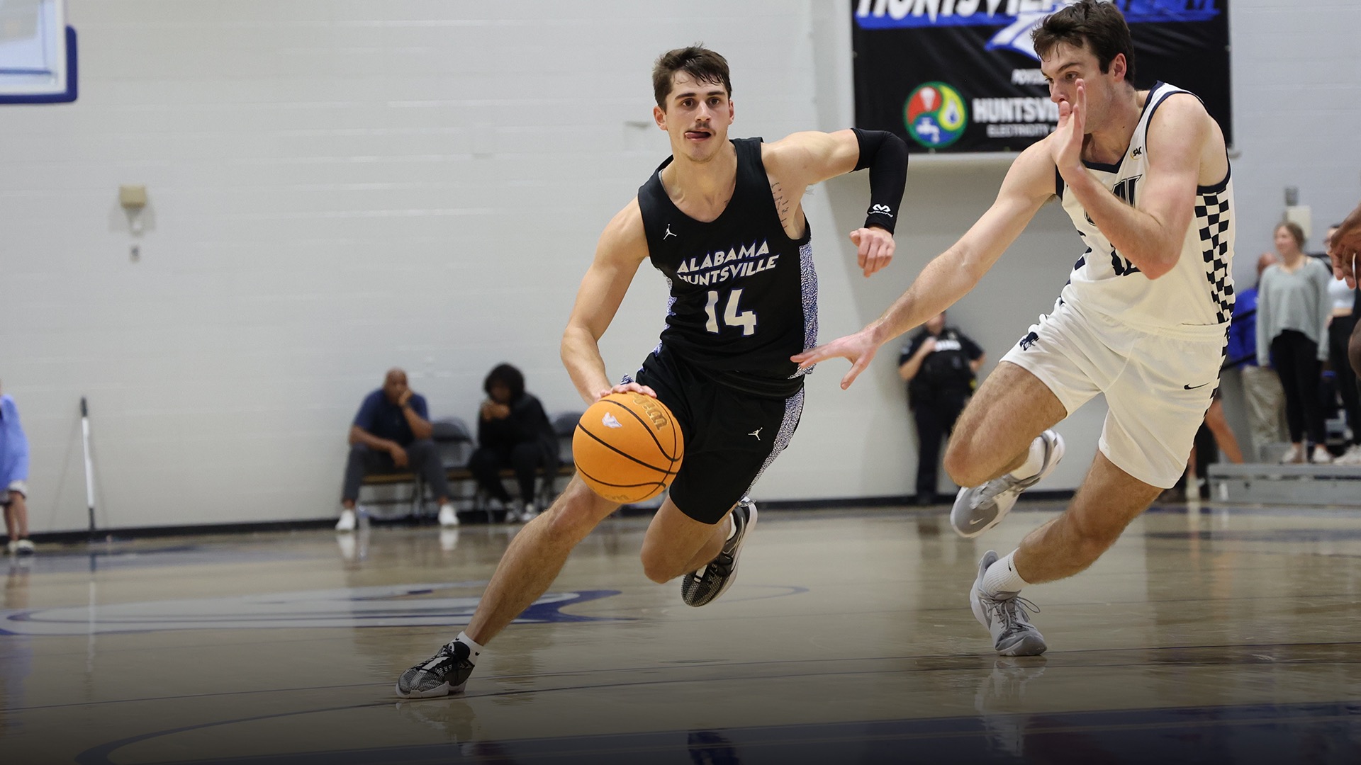 Men's Basketball Slips in Home-Opener Against No. 6 Lincoln Memorial ...