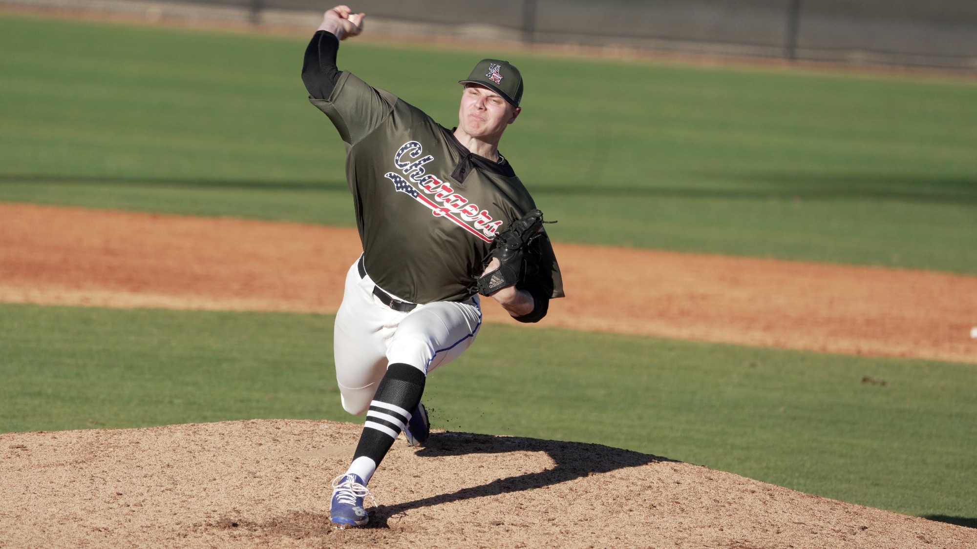 Chargers Split Doubleheader with Lee to Begin GSC Play - UAH Athletics