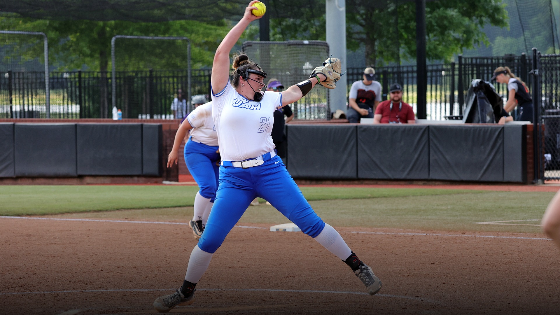 UAH Softball Head Coach Les Stuedeman Announces Retirement after 30 ...