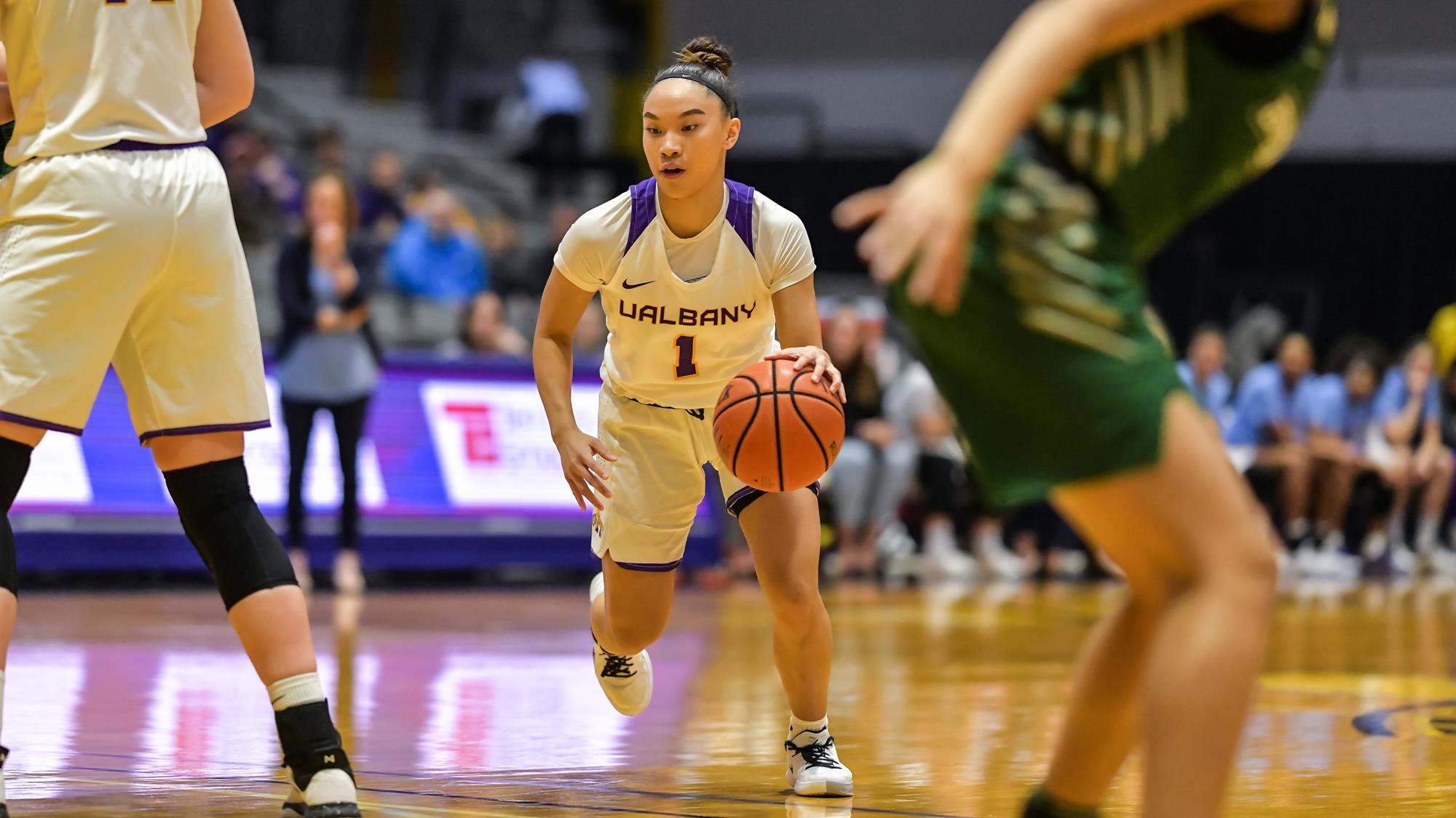 Izzy Om - 2020-21 - Women's Basketball - University at Albany Great Danes