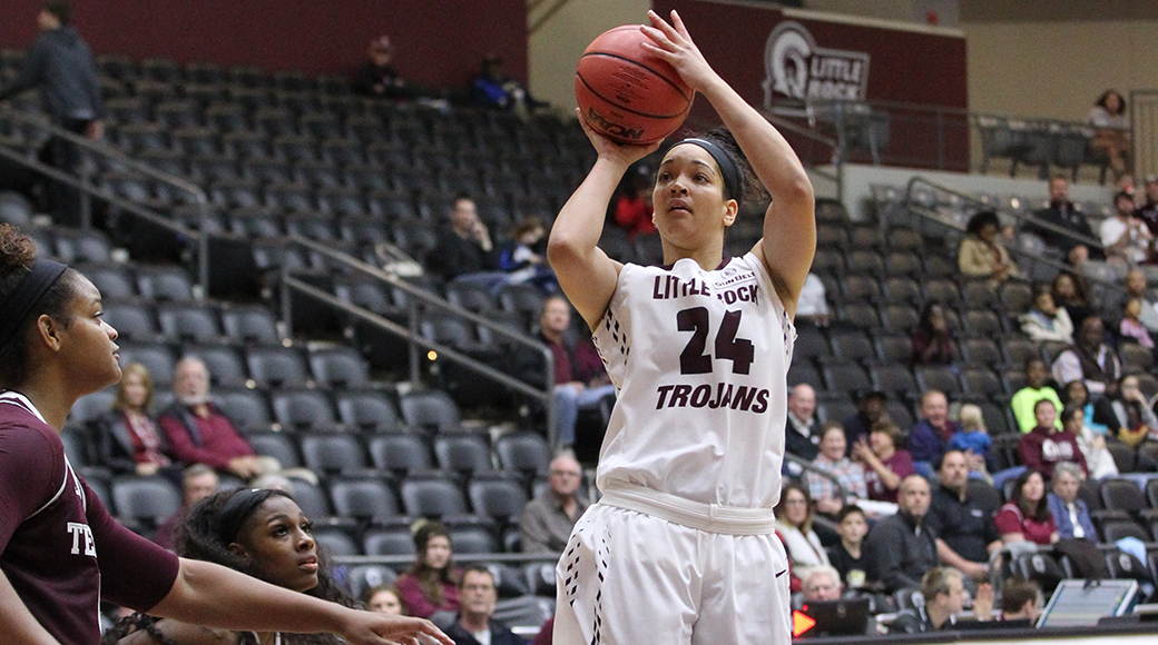 Emily Lytle - 2016-17 - Women's Basketball - Little Rock Athletics