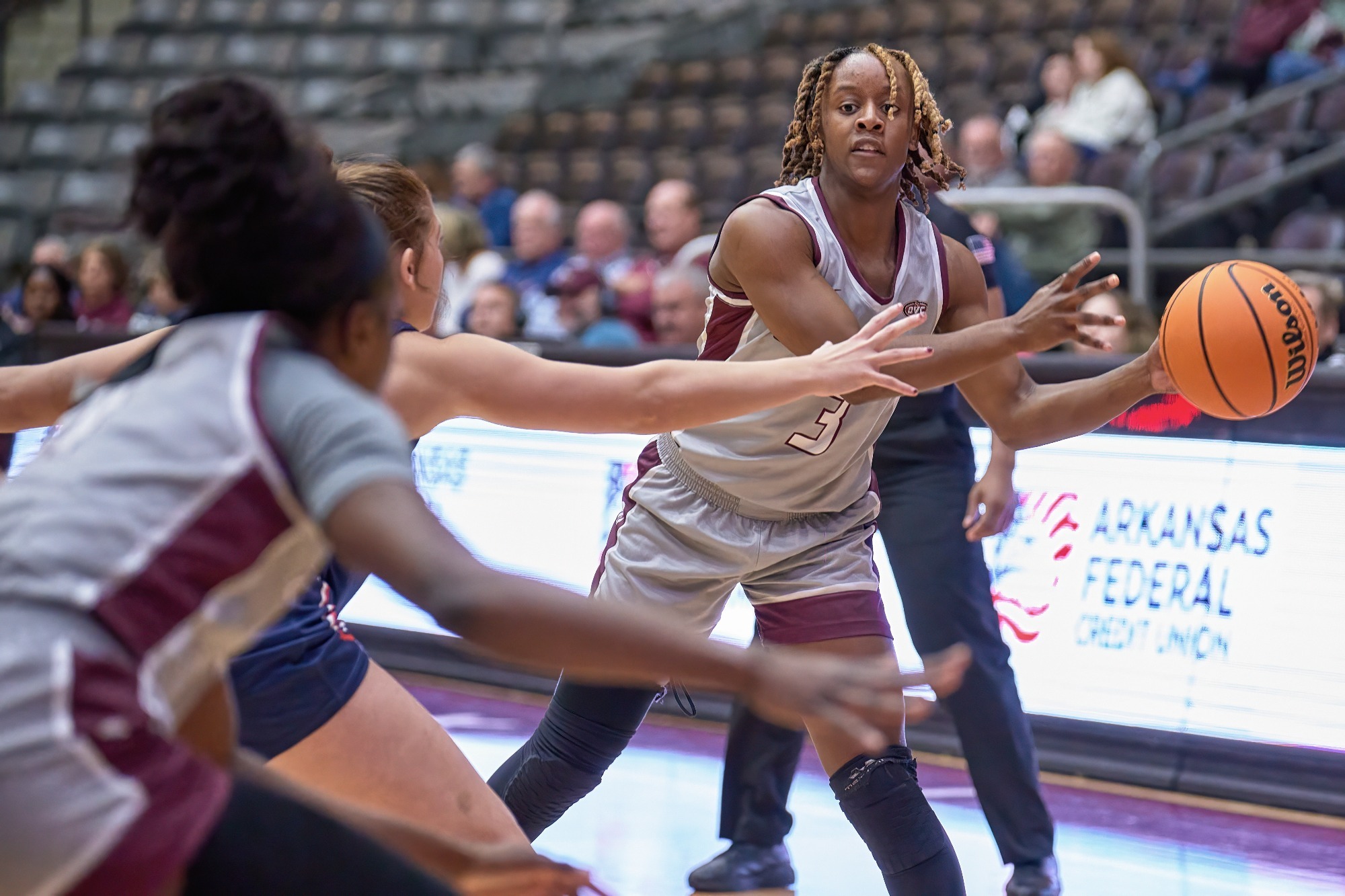 Trojans shut down Western Illinois to escape with big road win - Little ...