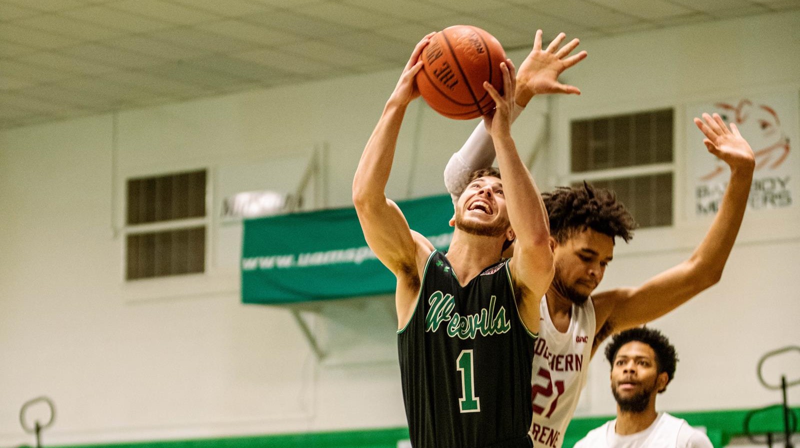 Weevils Drop Close Match With SNU - University of Arkansas at ...
