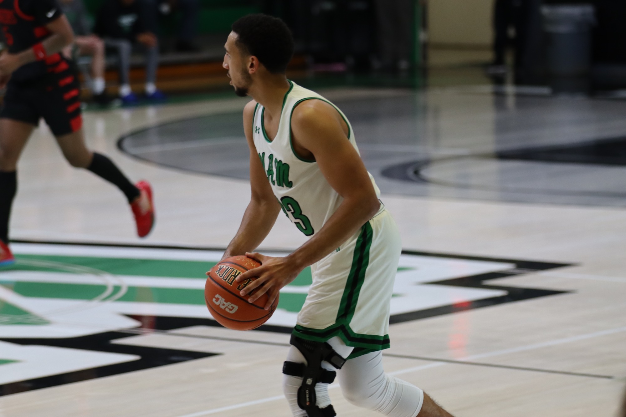 Booker's Double-Double Leads Weevils to Conference Victory Over ...