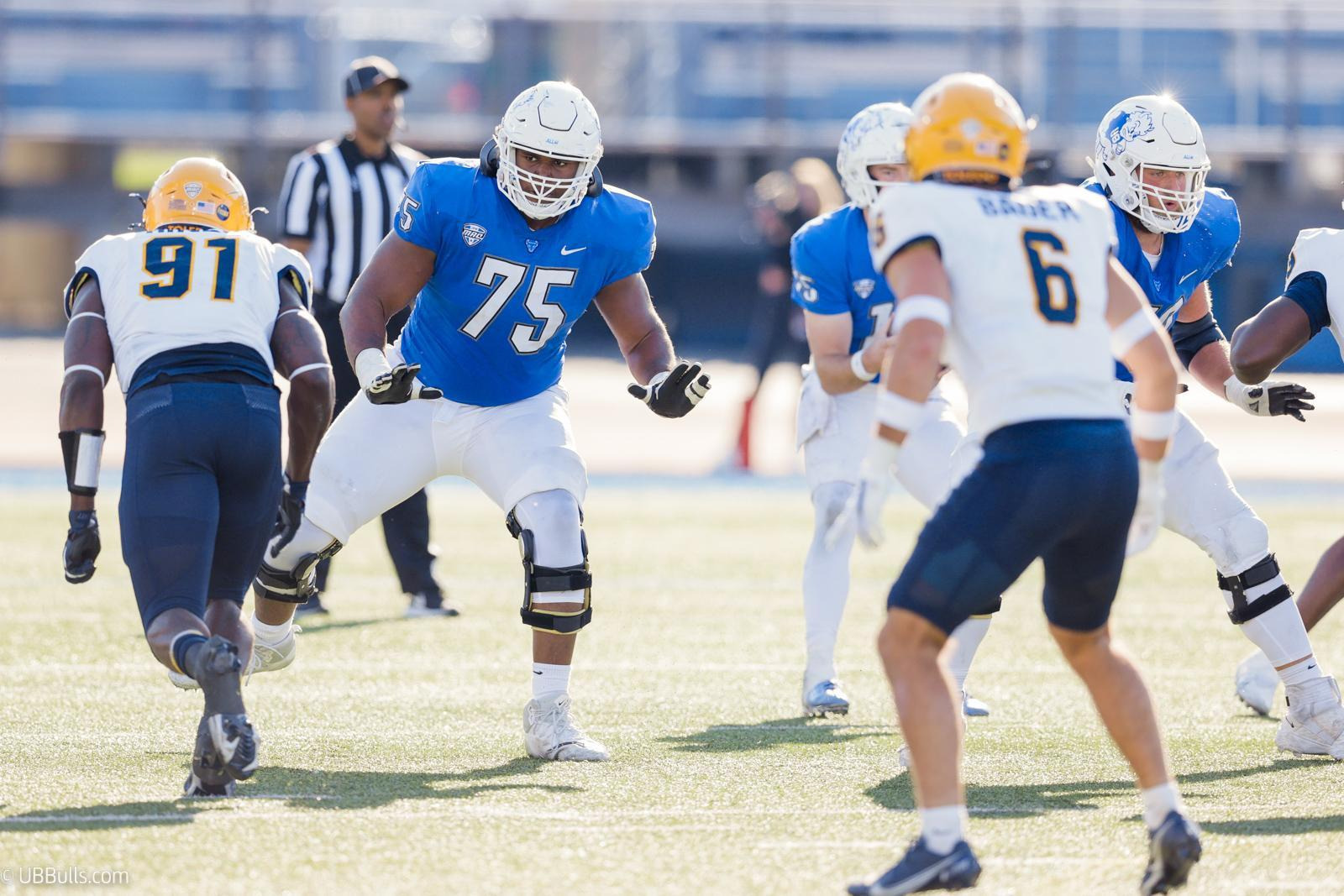 Desmond Bessent - 2022 - Football - University at Buffalo