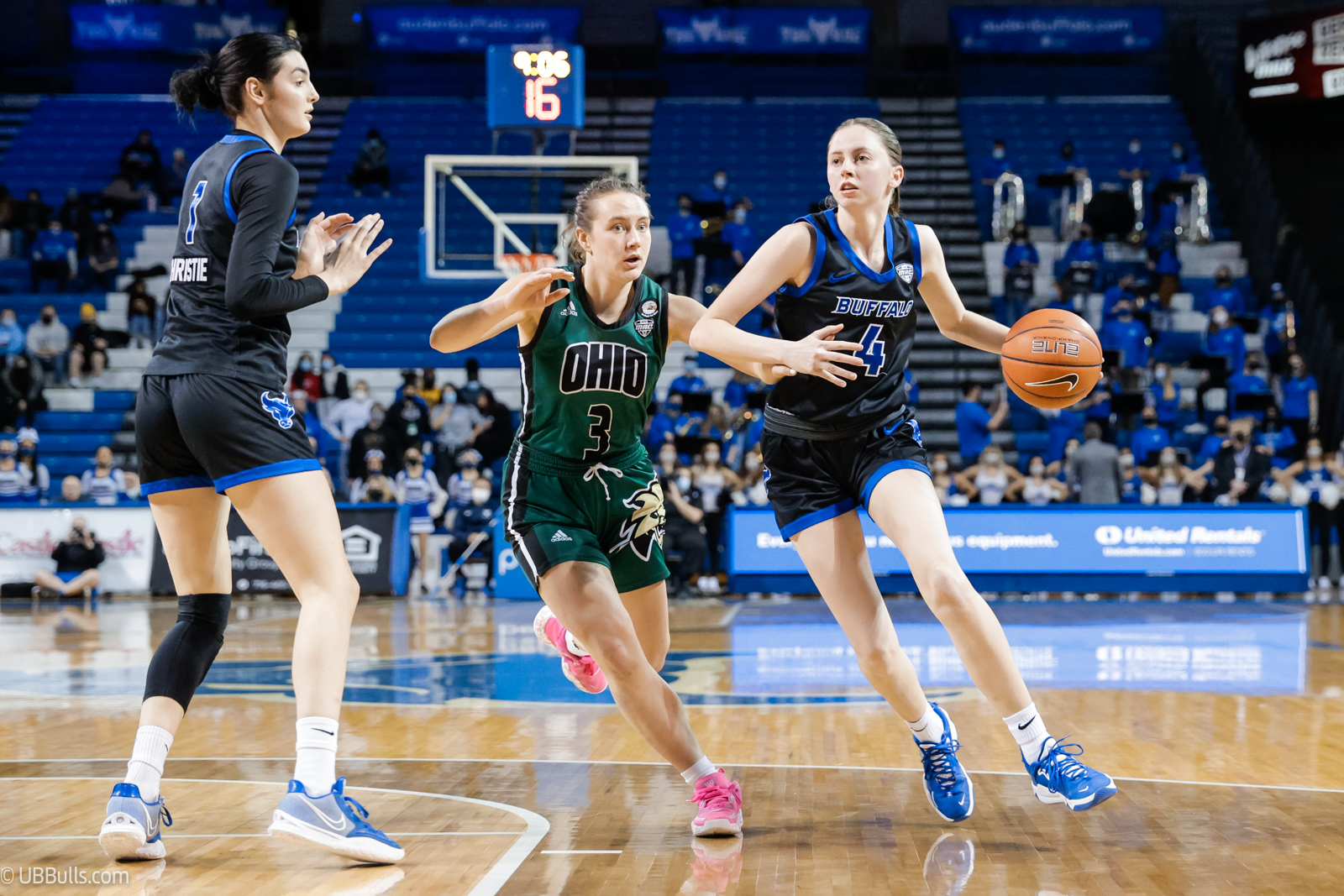 Georgia Woolley - 2021-22 - Women's Basketball - University at Buffalo