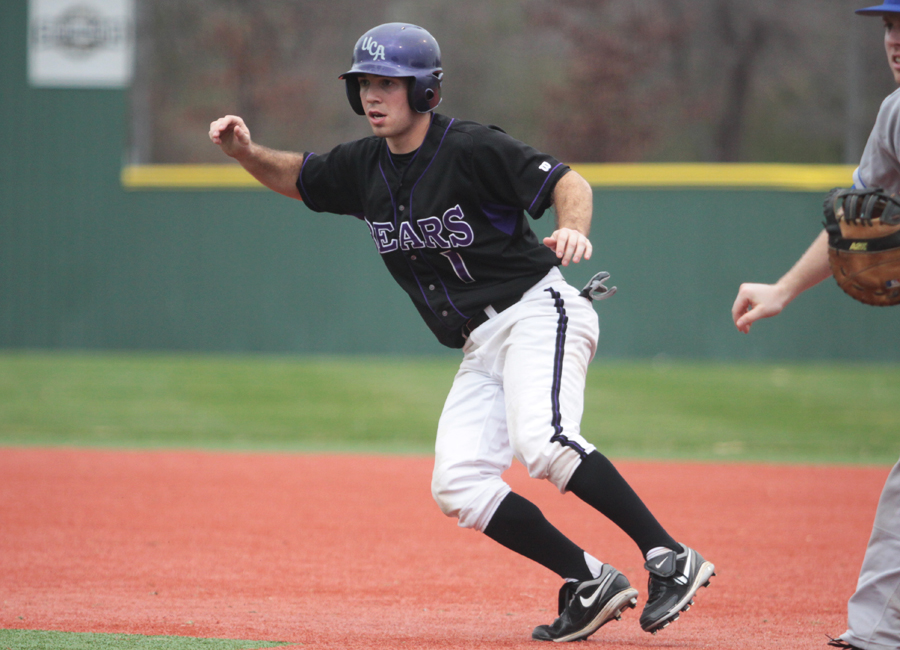 Zack Dickson - 2011 - Baseball - University of Central Arkansas Athletics