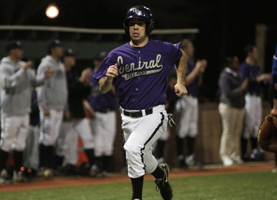 Zack Dickson - 2011 - Baseball - University of Central Arkansas Athletics