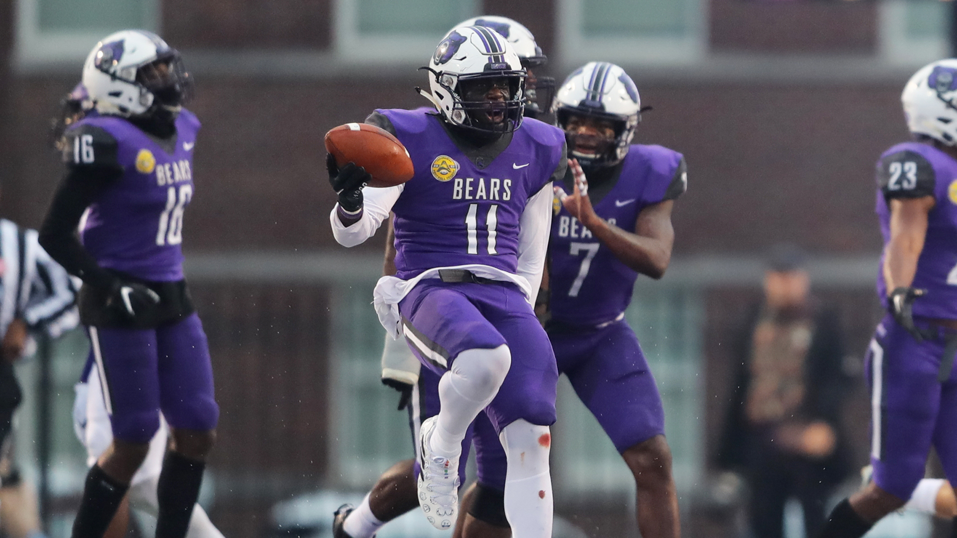 BEARS ON ROAD TO FACE LUMBERJACKS - University of Central Arkansas ...