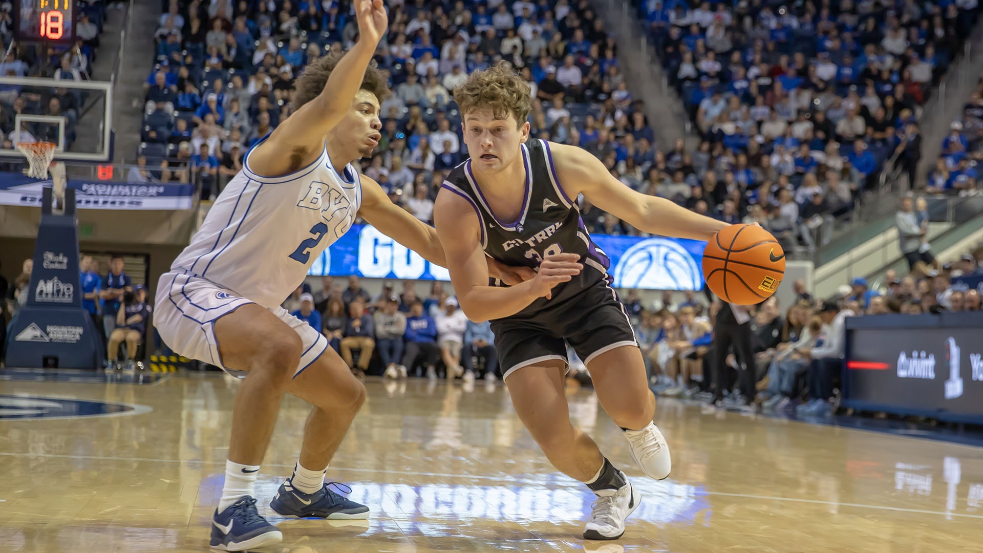 HUNTER RETURNING TO UCA FOR FINAL SEASON - University of Central ...