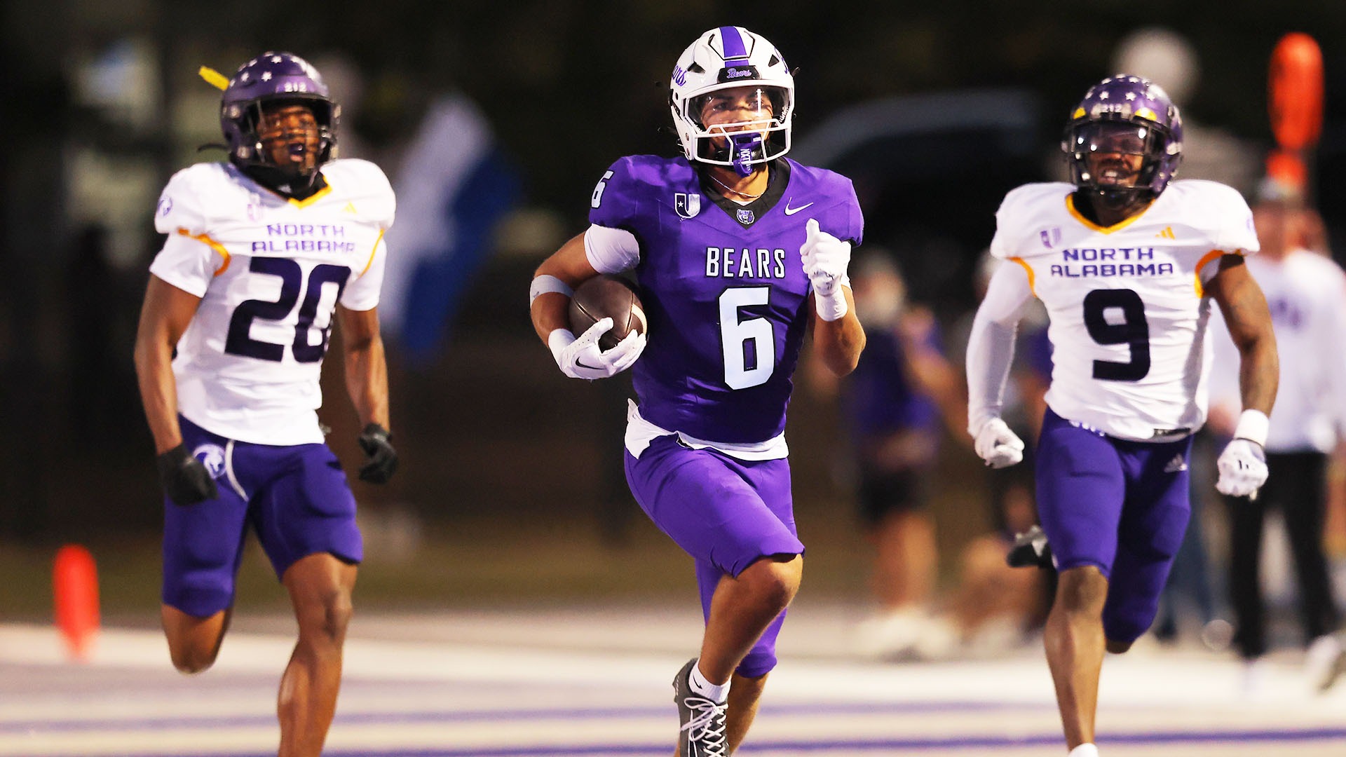 UCA FOOTBALL ADDS 38 NEW SIGNEES - University of Central Arkansas Athletics