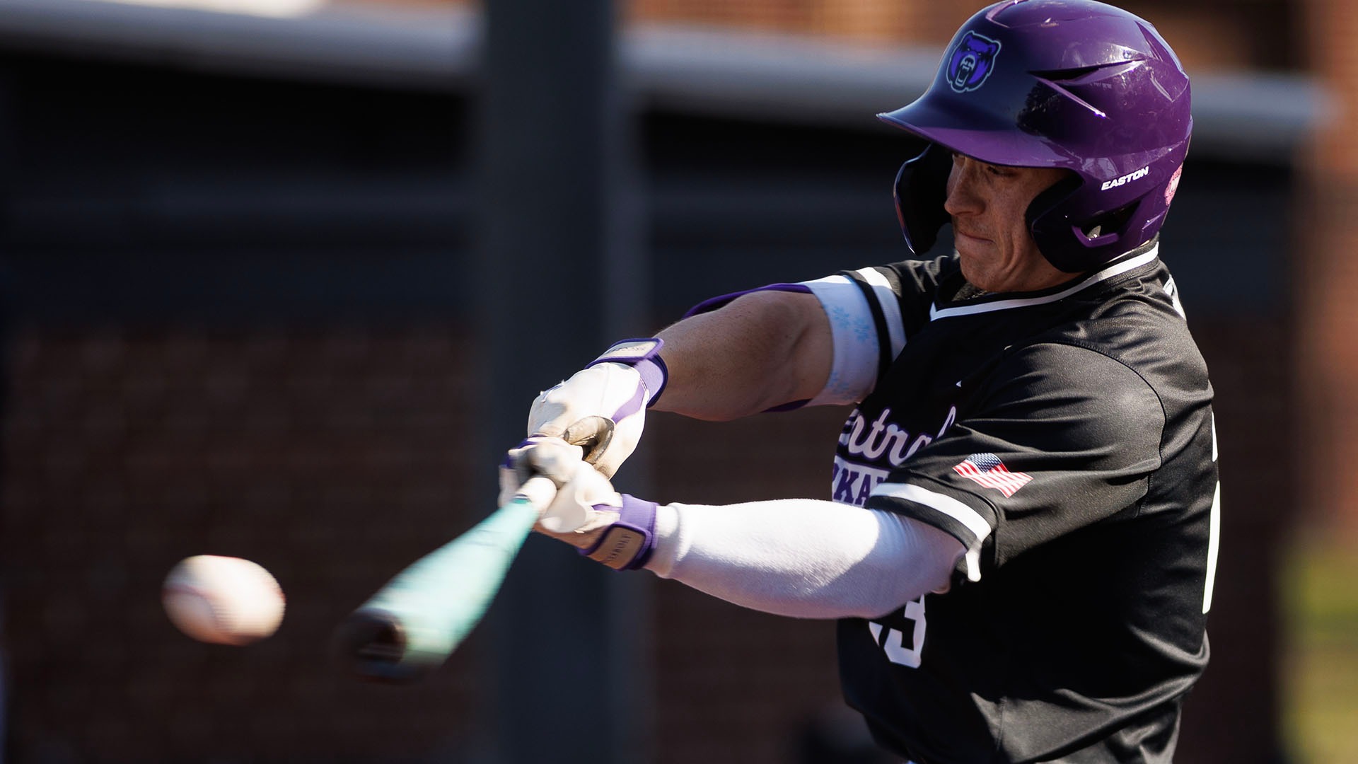 BEARS RALLY AGAIN FOR ANOTHER 9-8 VICTORY - University of Central Arkansas Athletics