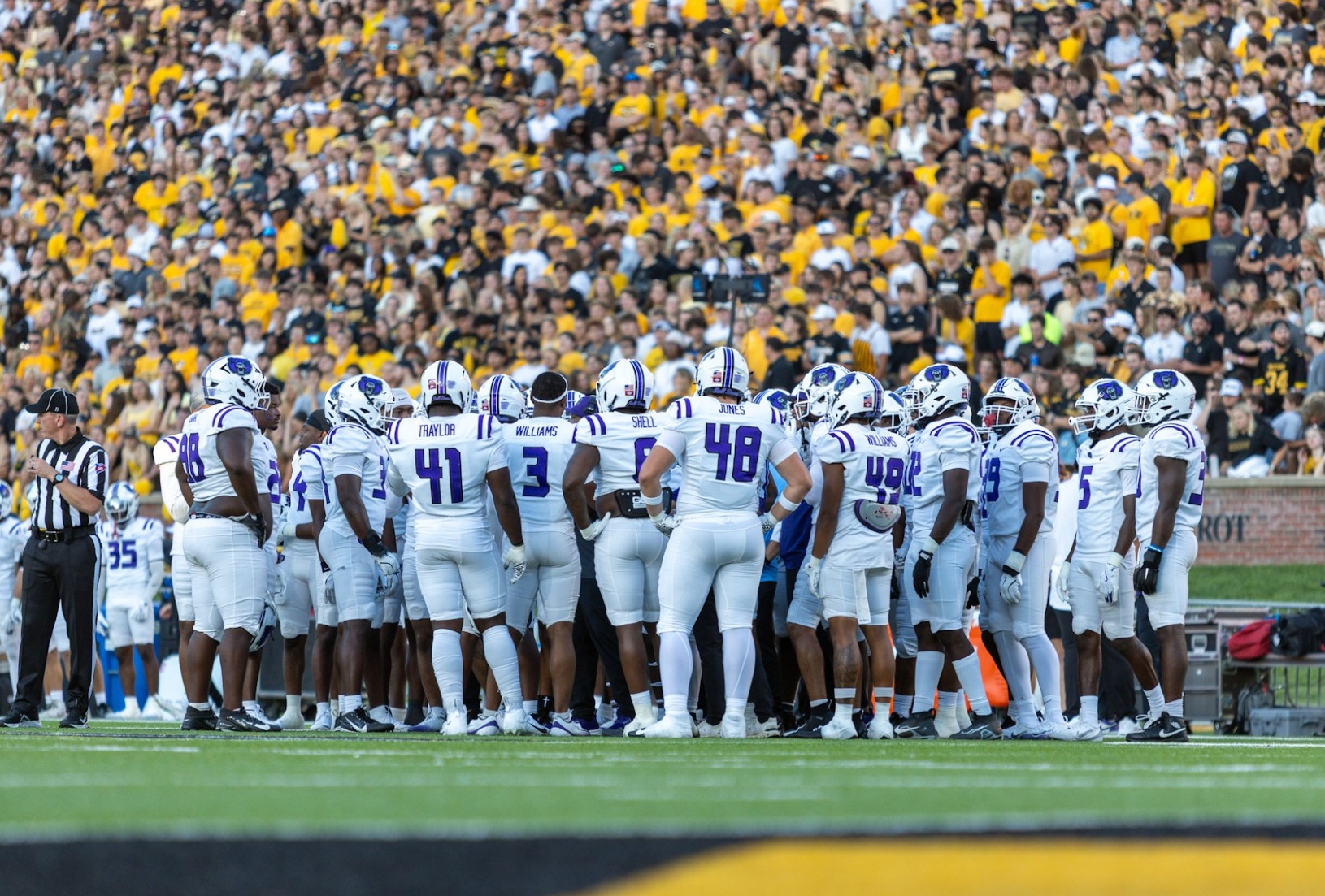 UCA FOOTBALL ADDS 38 NEW SIGNEES - University of Central Arkansas Athletics