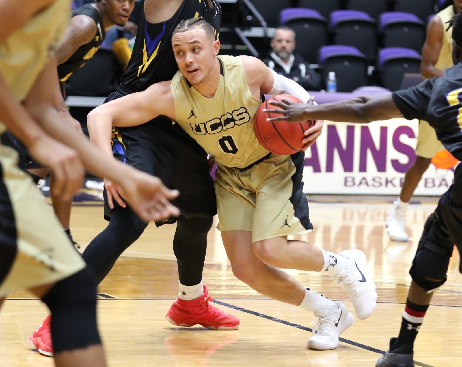 Elijah Ross - Men's Basketball - UCCS Athletics