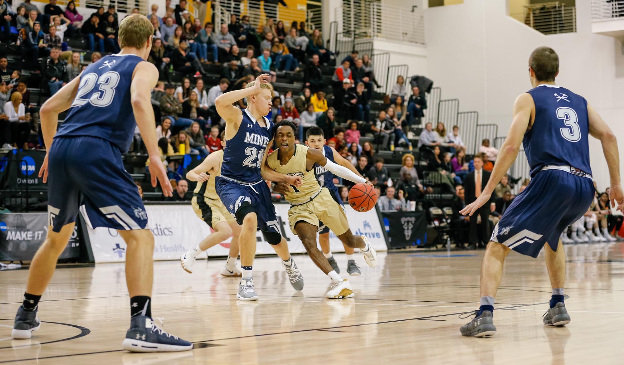Isaiah Wilson - Men's Basketball - UCCS Athletics