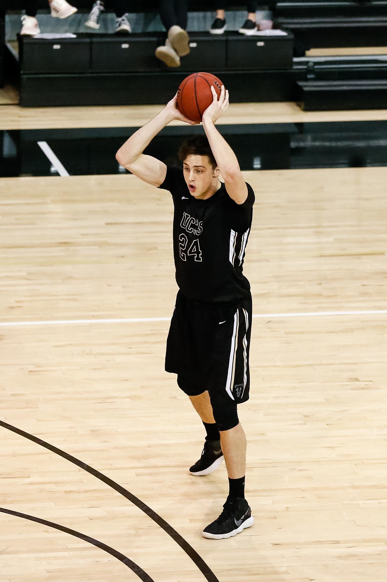 Ed Bourke - Men's Basketball - UCCS Athletics