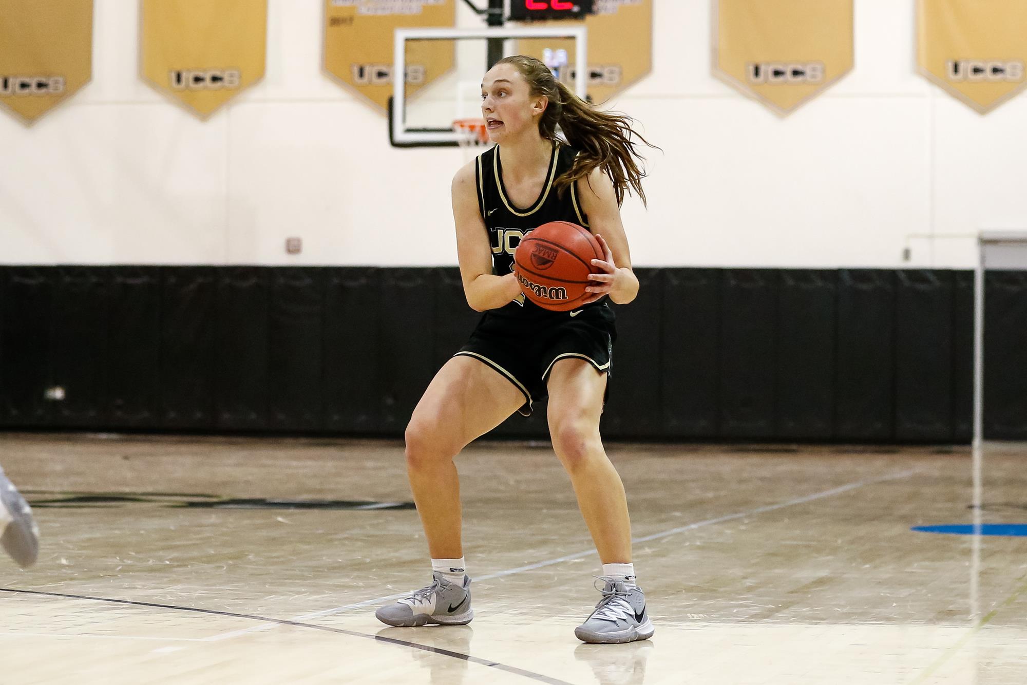 Elly Johnson - Women's Basketball - UCCS Athletics